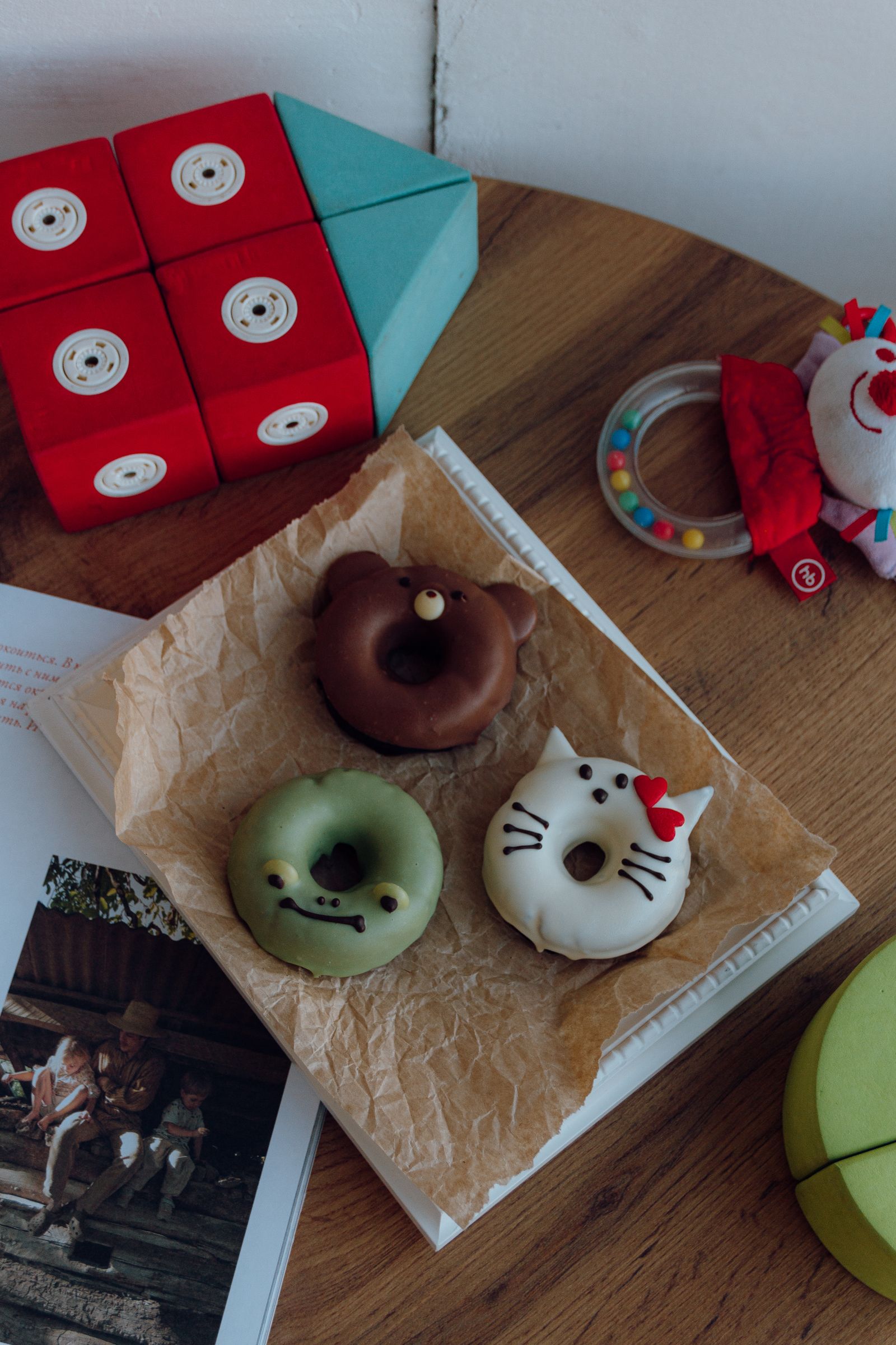 Donuts Anime Photos, Download The BEST Free Donuts Anime Stock Photos ...