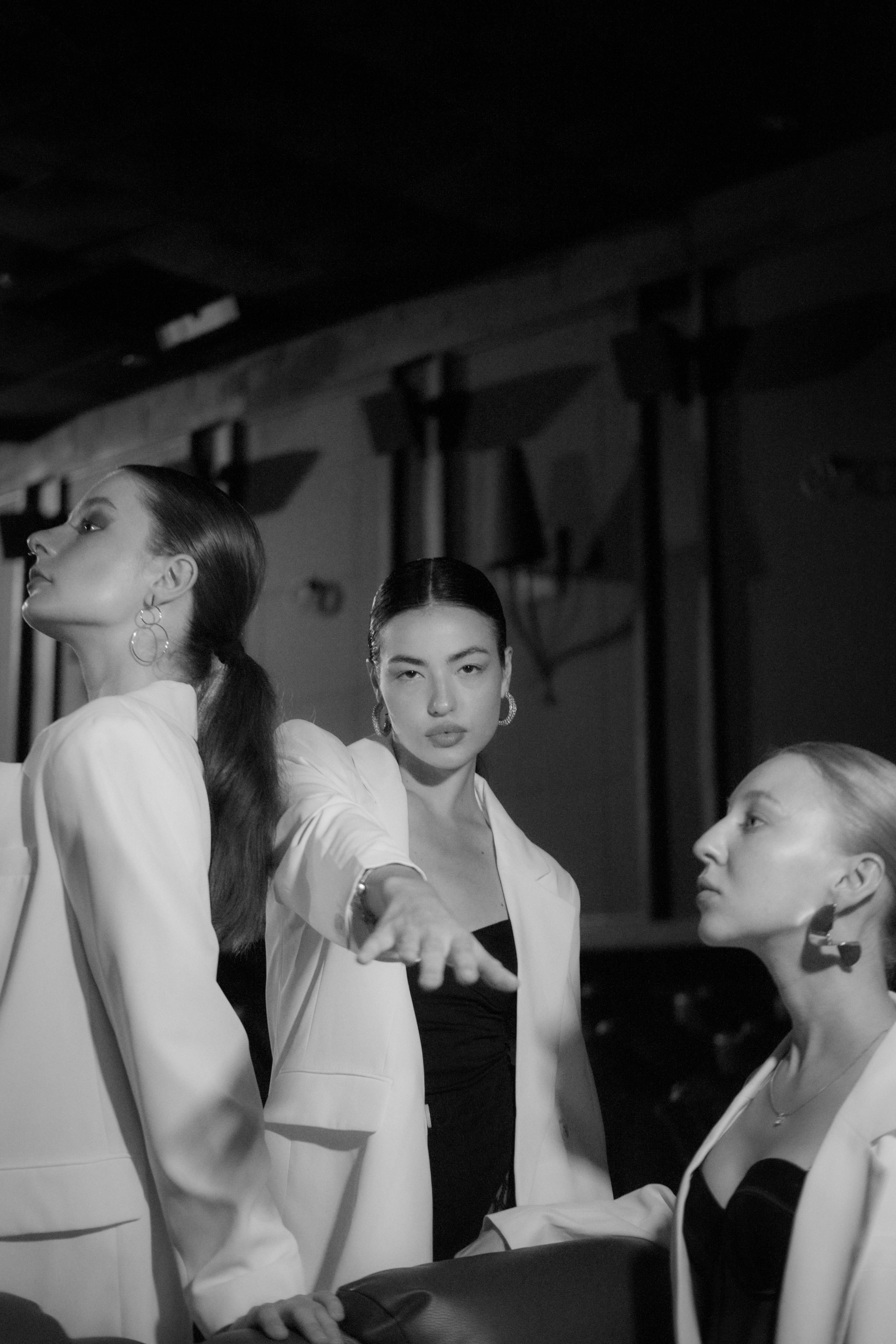 Three Dancer Photos, Download The BEST Free Three Dancer Stock Photos ...