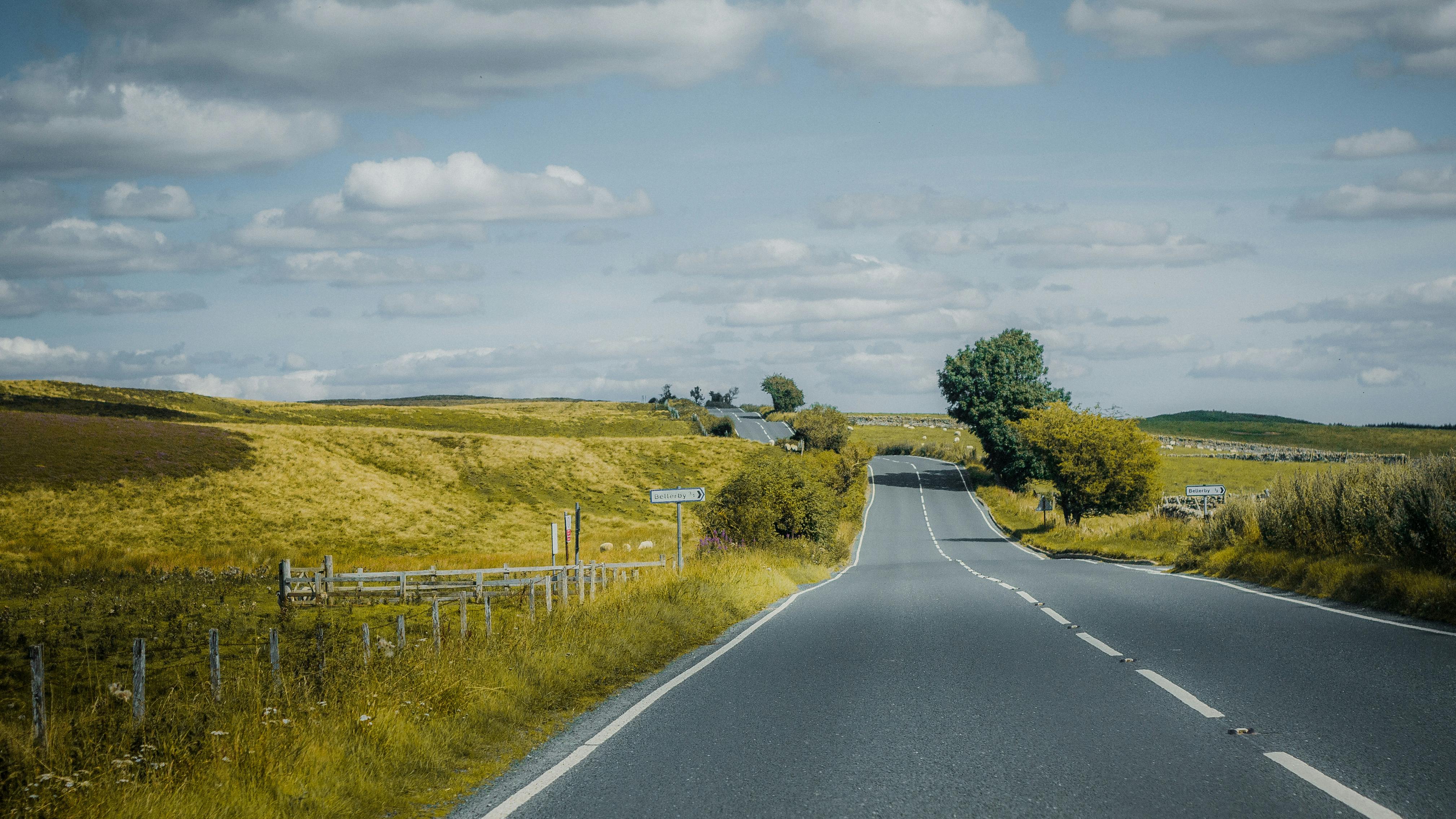 Road in Countryside · Free Stock Photo
