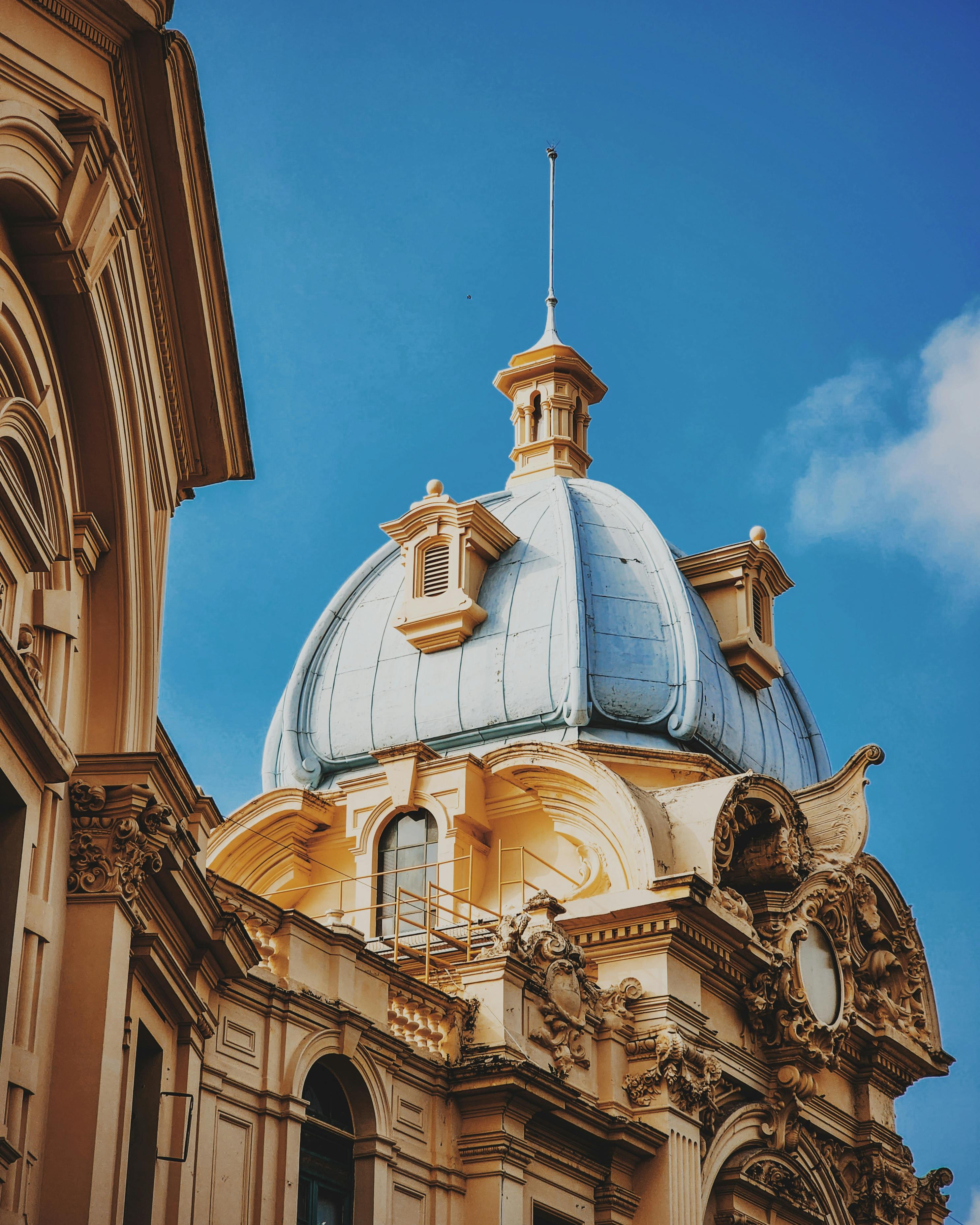 Ornamented Building Dome · Free Stock Photo