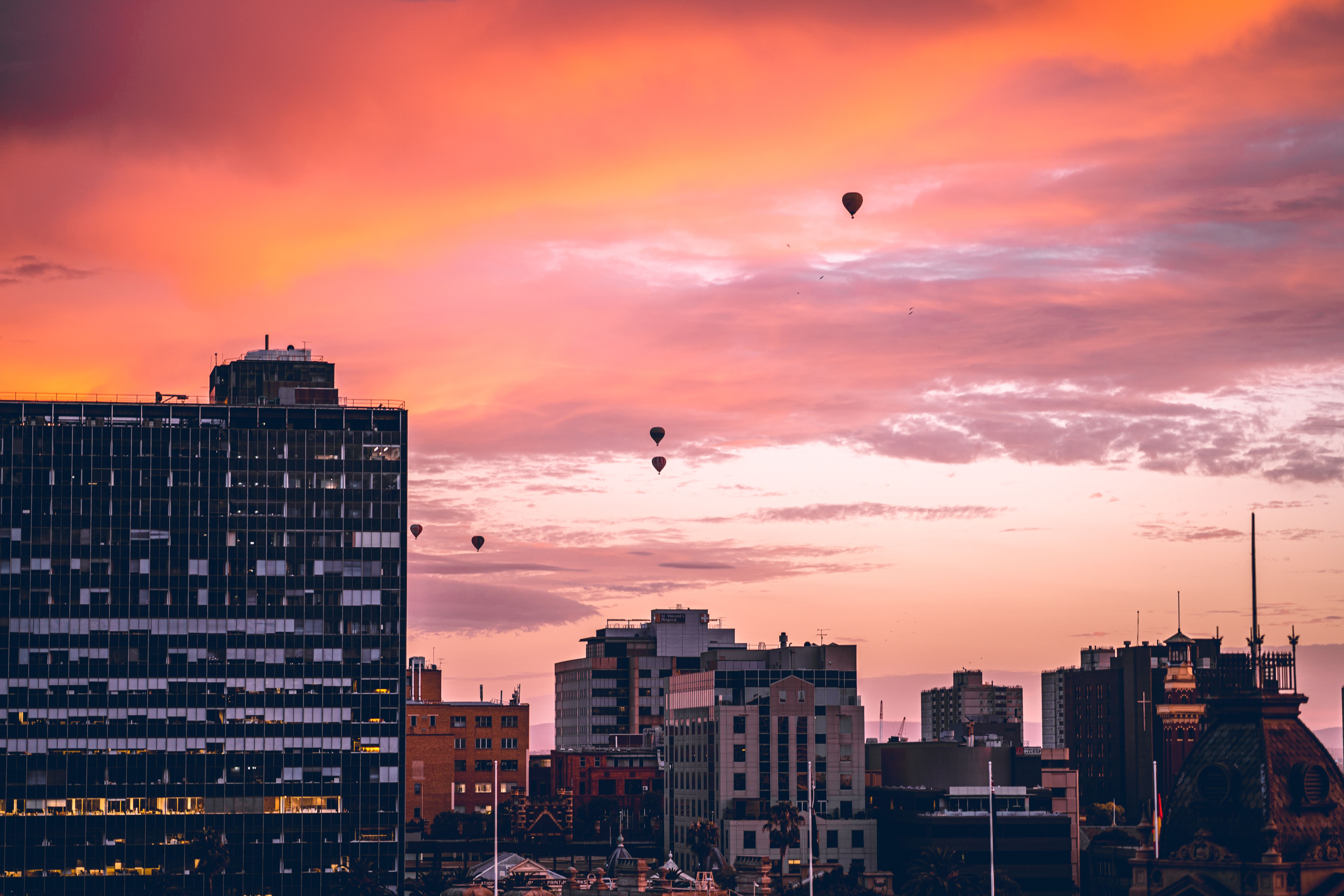Red Clouds on Sunset Sky over City · Free Stock Photo