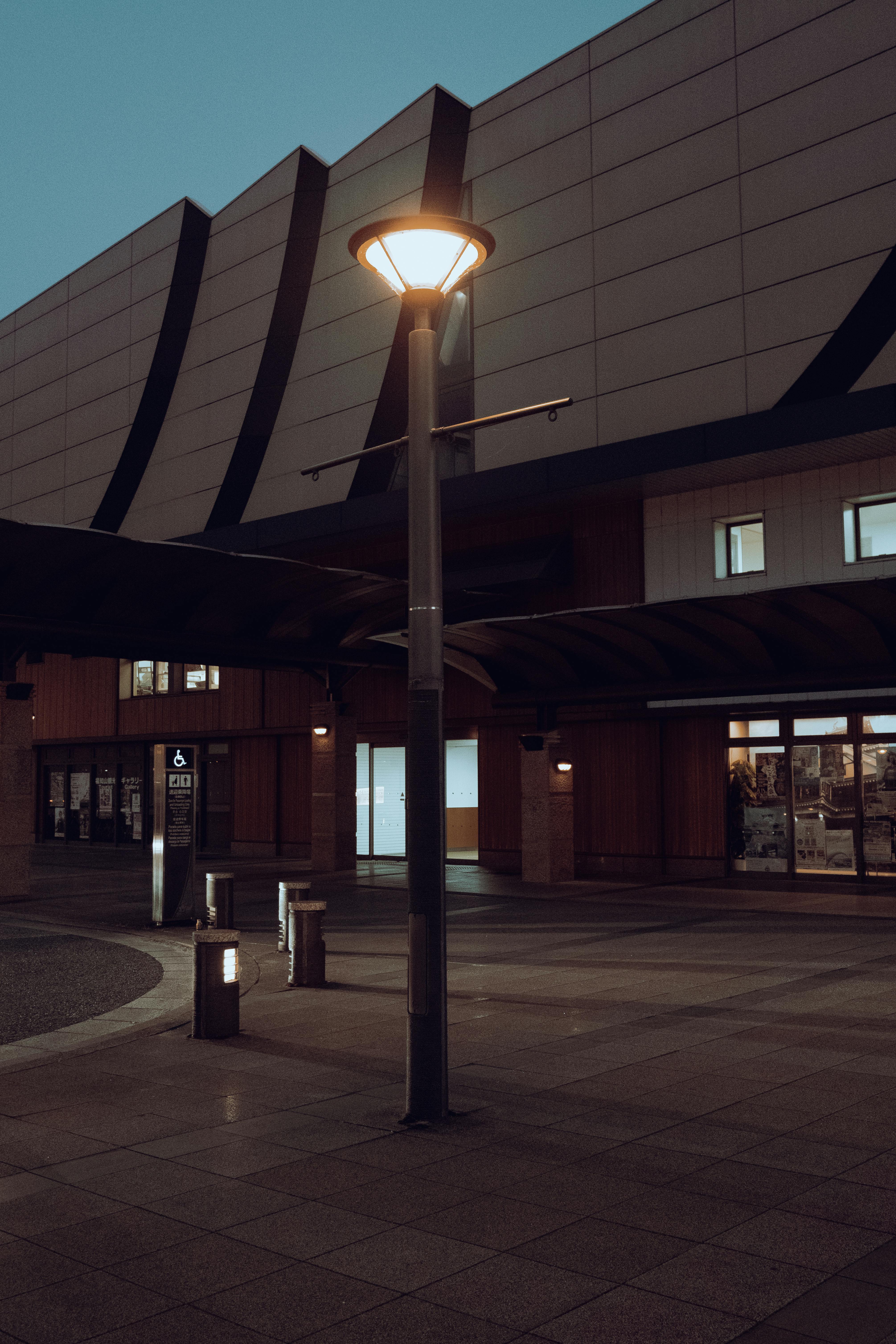 Street Lamp on Sidewalk in Fukuchiyama, Kyoto, Japan · Free Stock Photo