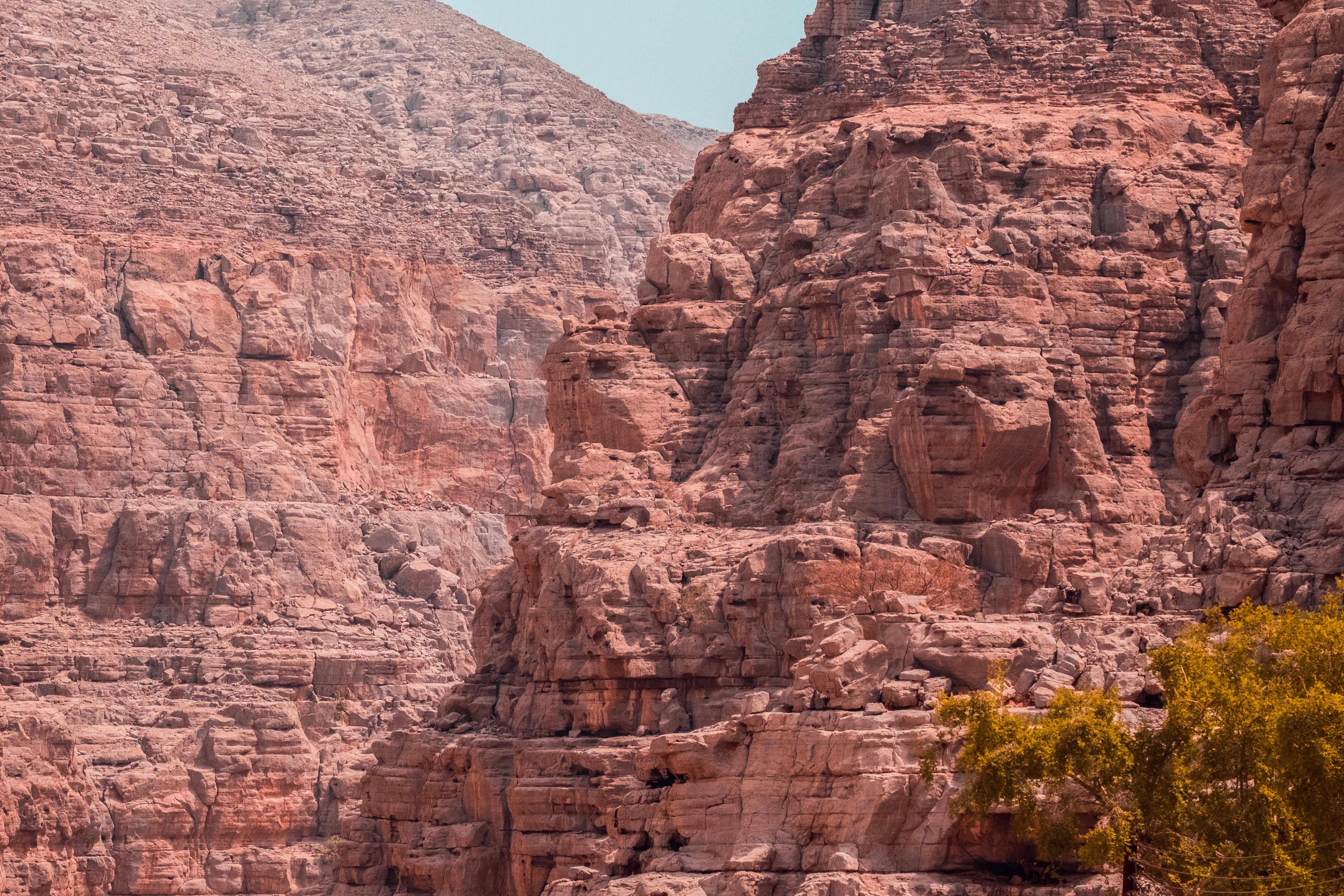 Rocky Sharp Canyon · Free Stock Photo