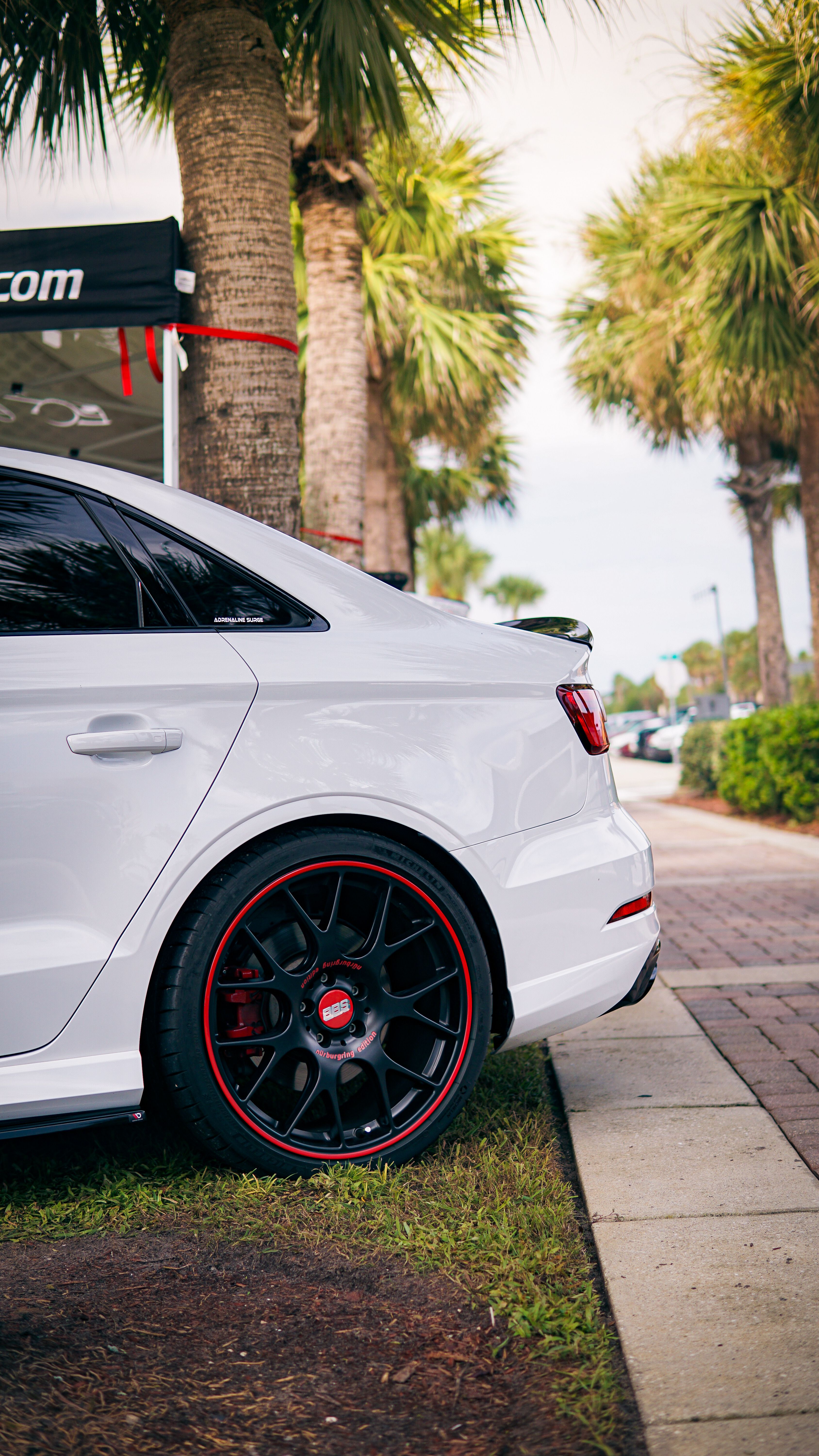 Wheel of White Car · Free Stock Photo