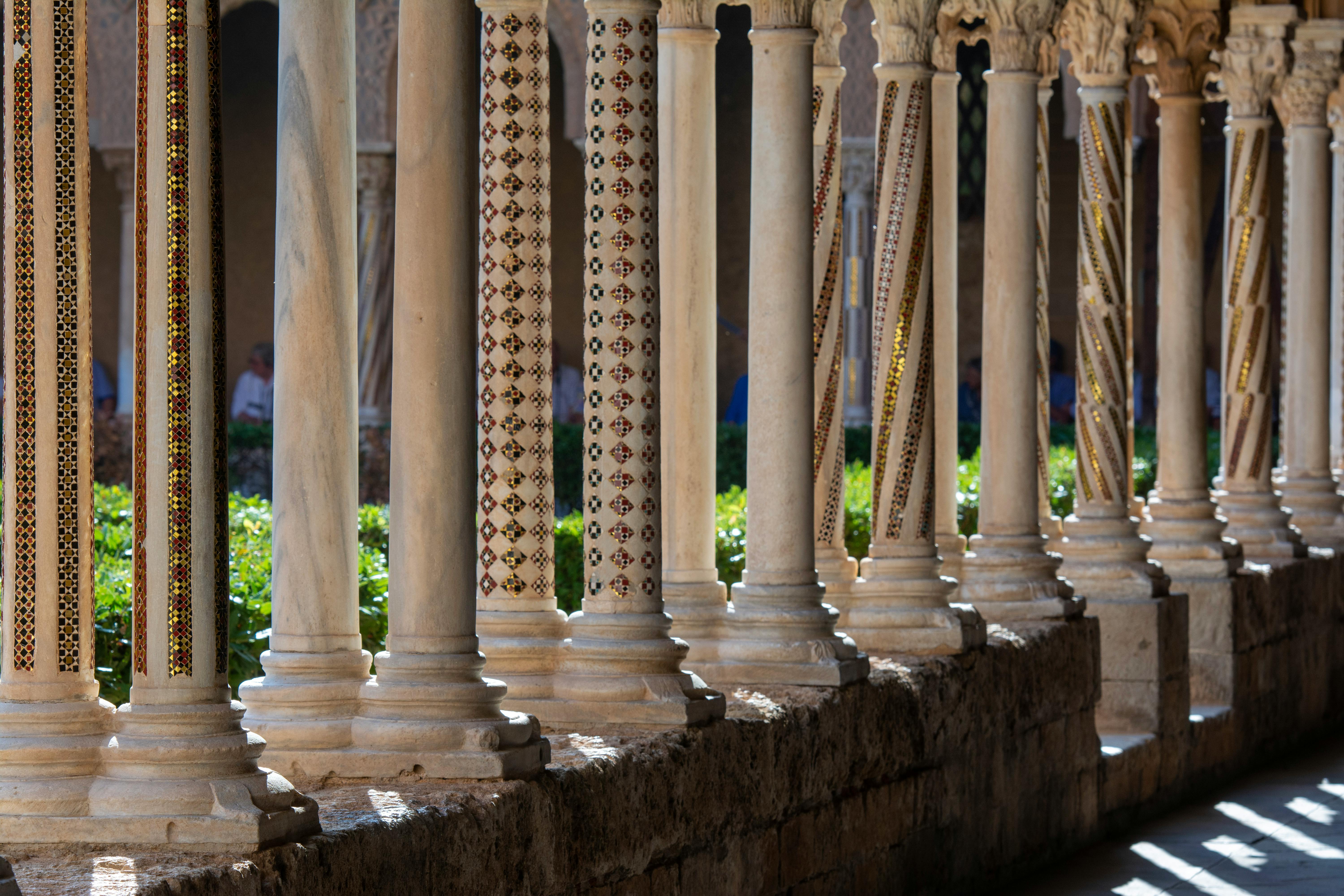 Ornate Columns in Classic Historical Building · Free Stock Photo