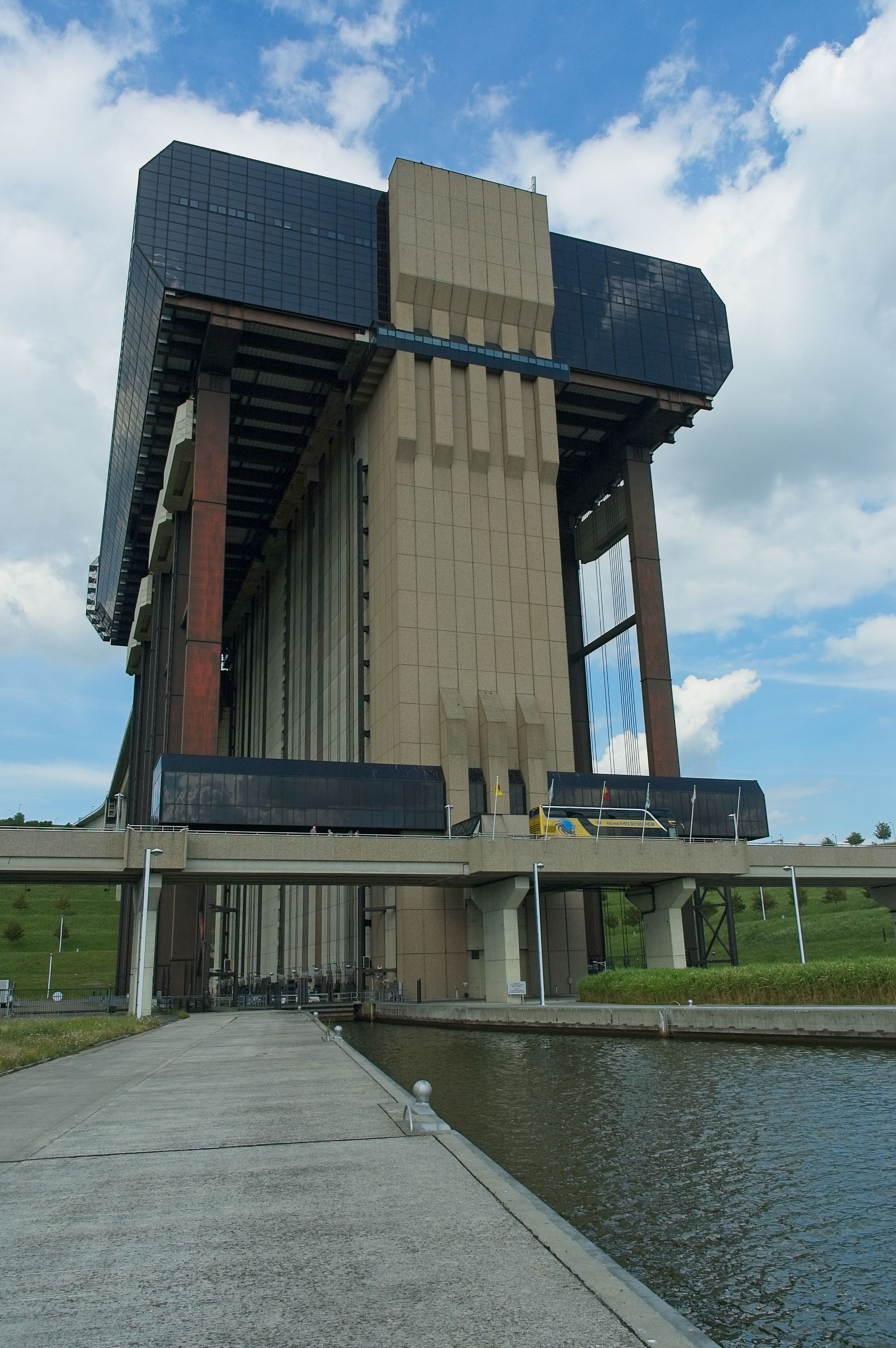 Strepy-Thieu Boat Lift in Belgium · Free Stock Photo