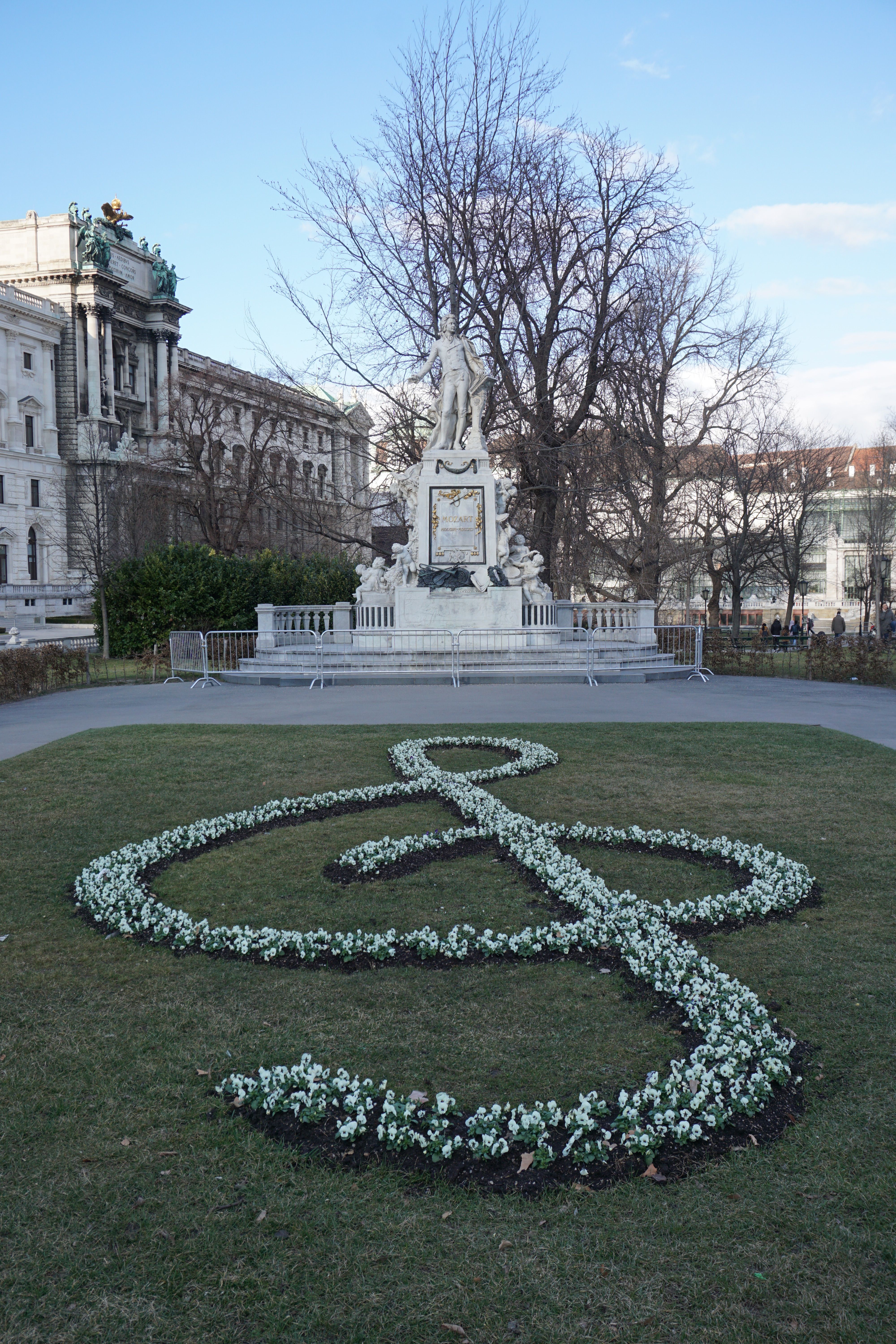 Mozart Monument in Vienna · Free Stock Photo