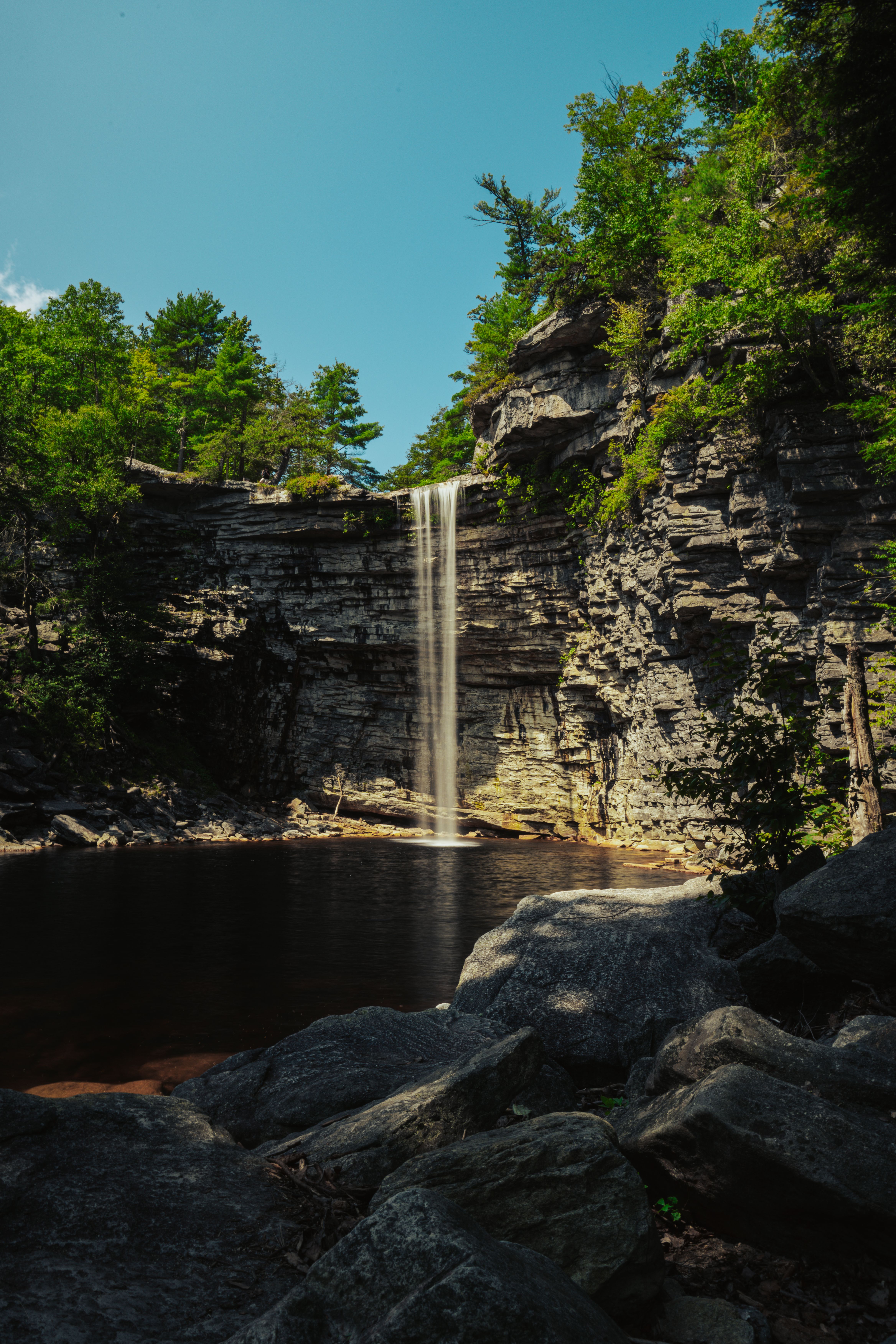 Waterfall on a Cliff in New York State · Free Stock Photo