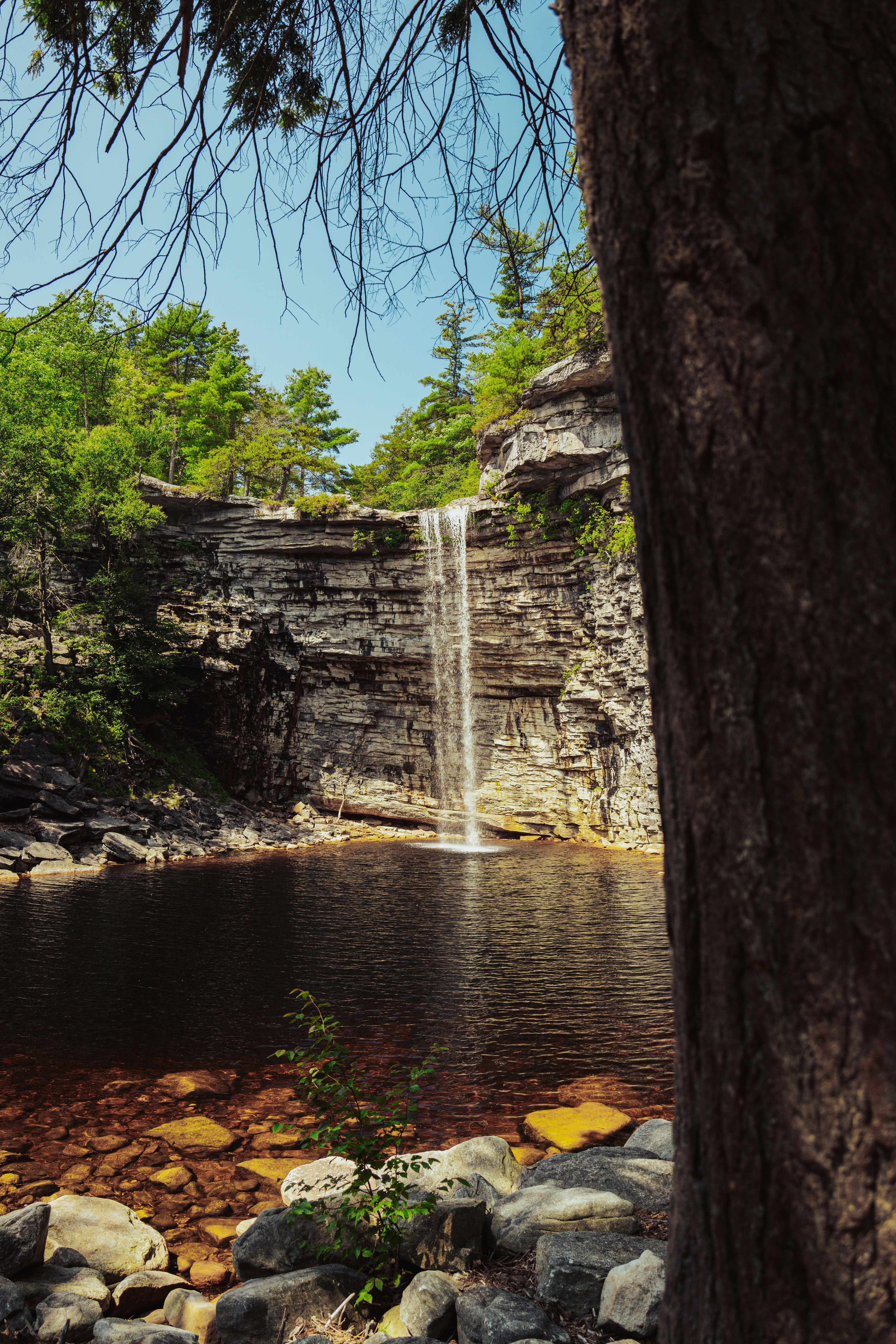Waterfall on a Cliff in New York State · Free Stock Photo