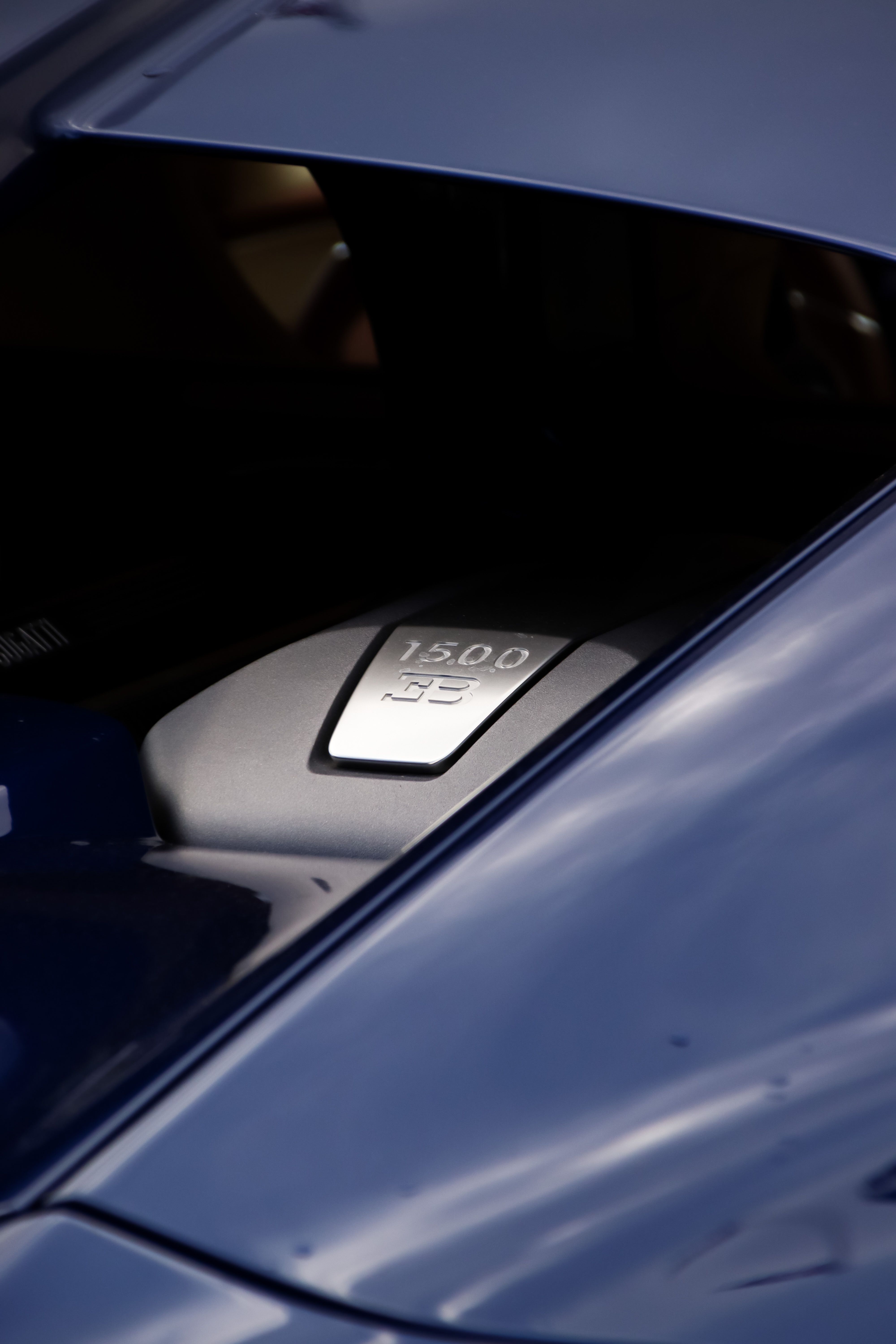 Inside Bugatti Chiron Photos, Download The BEST Free Inside Bugatti ...