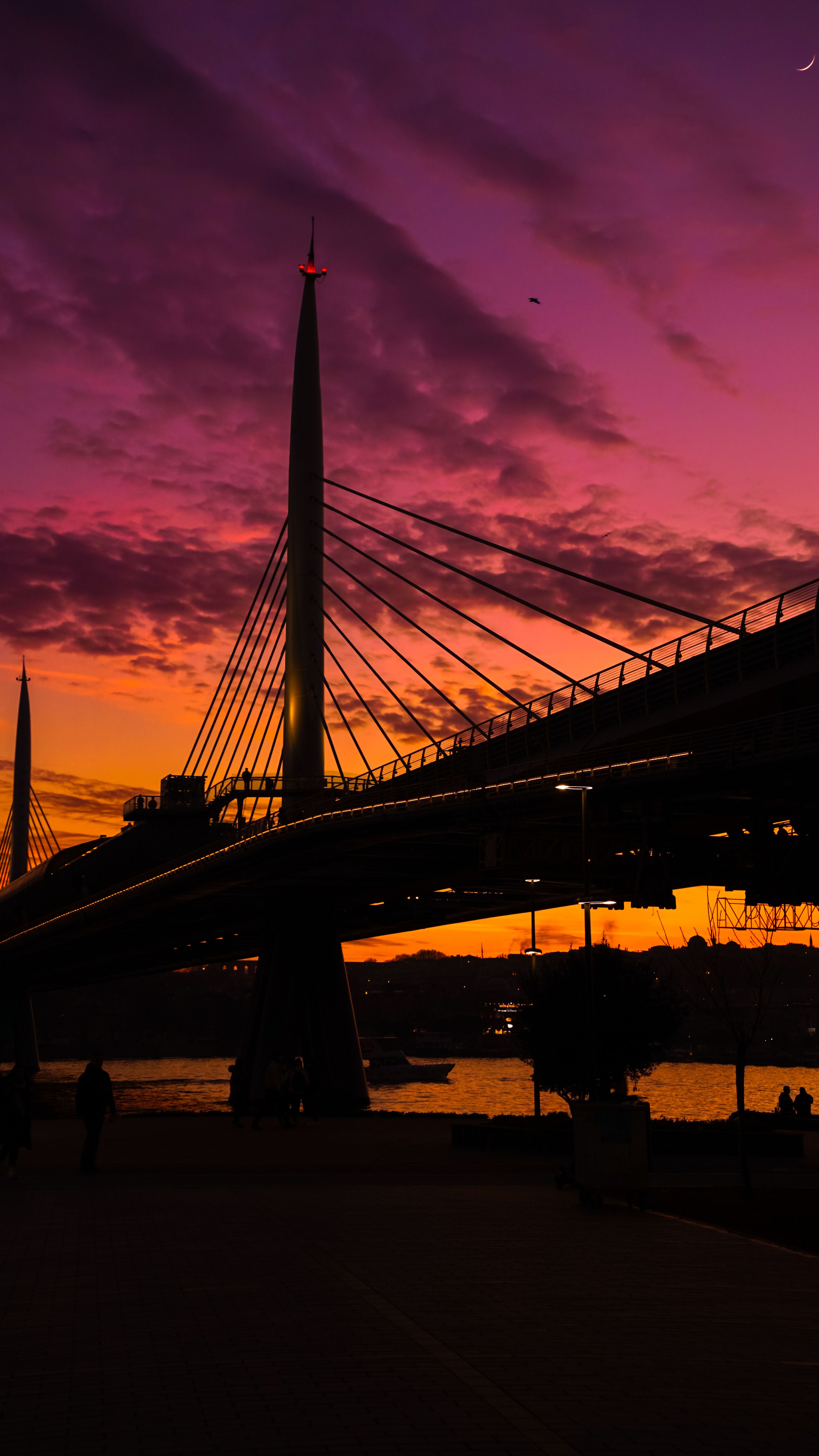 Golden Horn Bridge at Dusk · Free Stock Photo