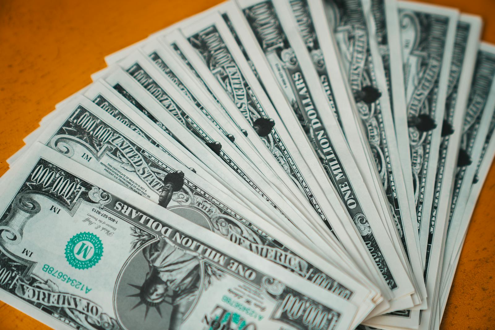 Counterfeit Photos, Download The BEST Free Counterfeit Stock Photos ...