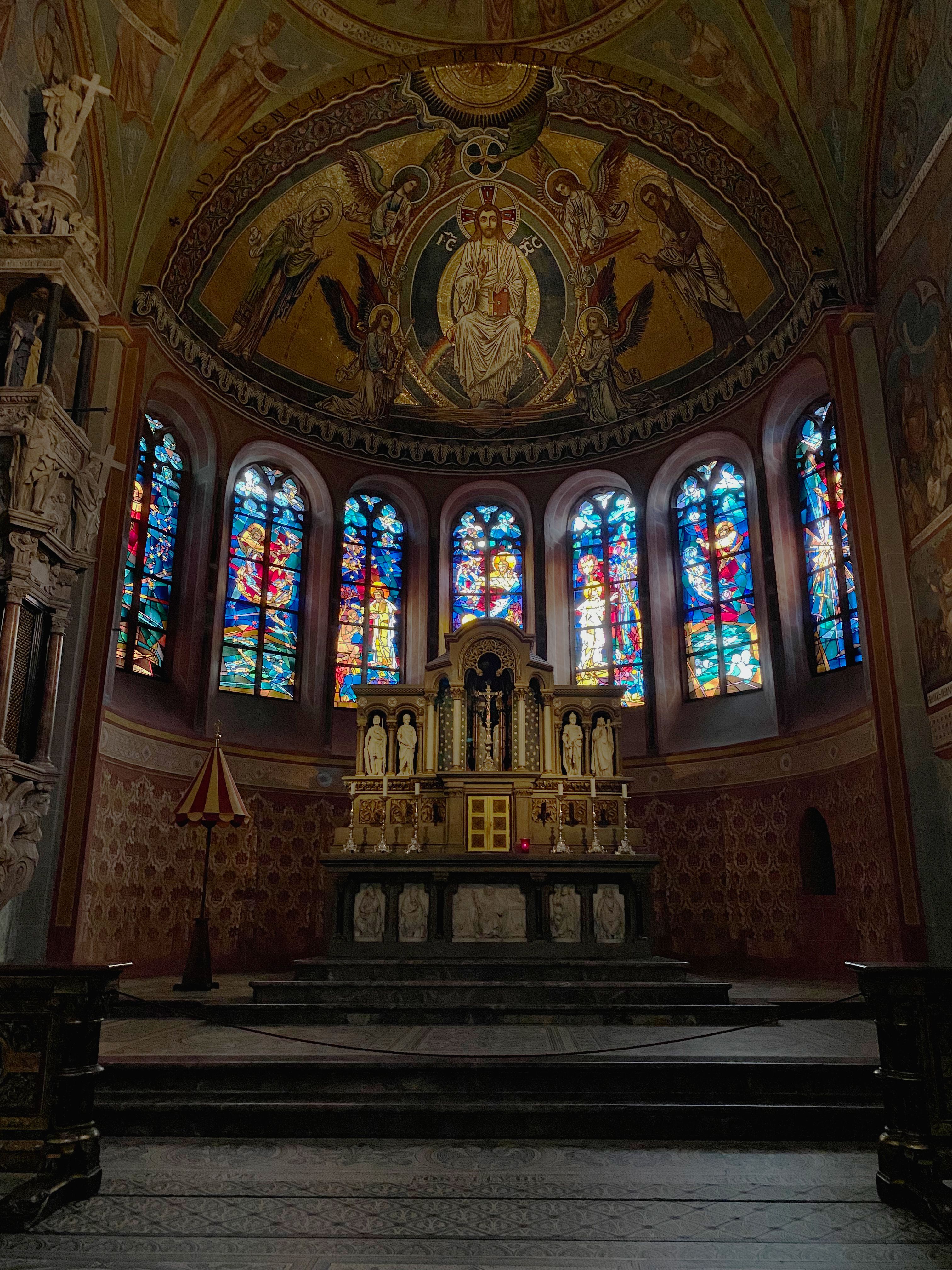 Photo of an Altar in a Church · Free Stock Photo