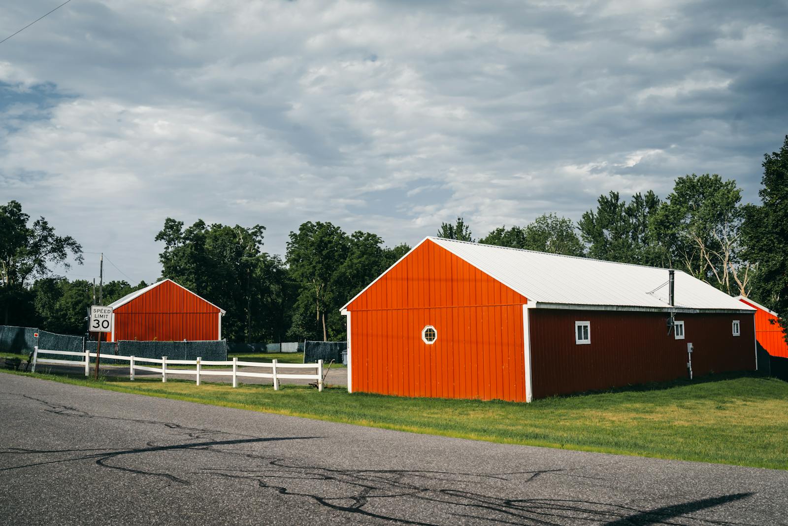 Barns Photos, Download The BEST Free Barns Stock Photos & HD Images