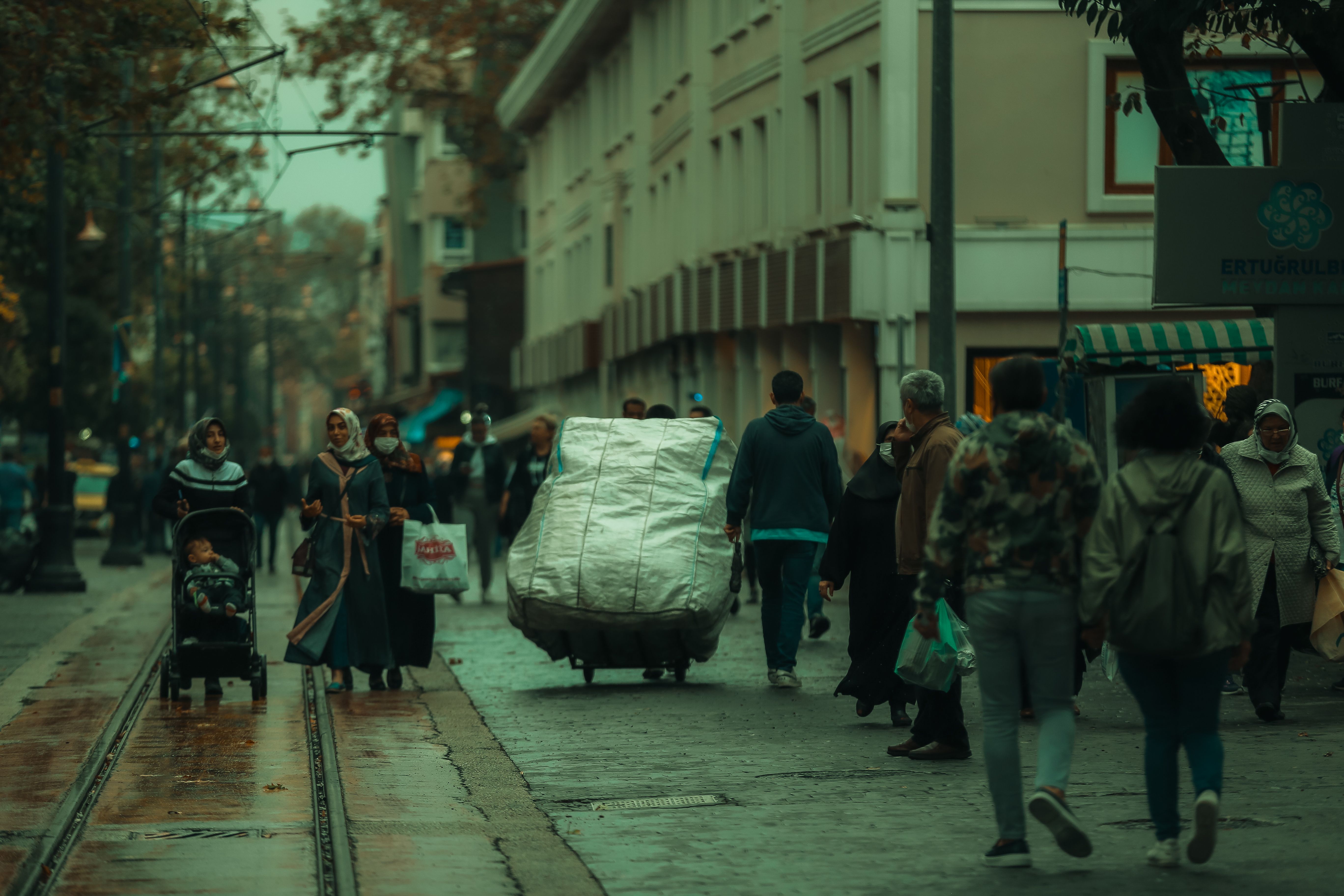 A Crowded Street in City · Free Stock Photo
