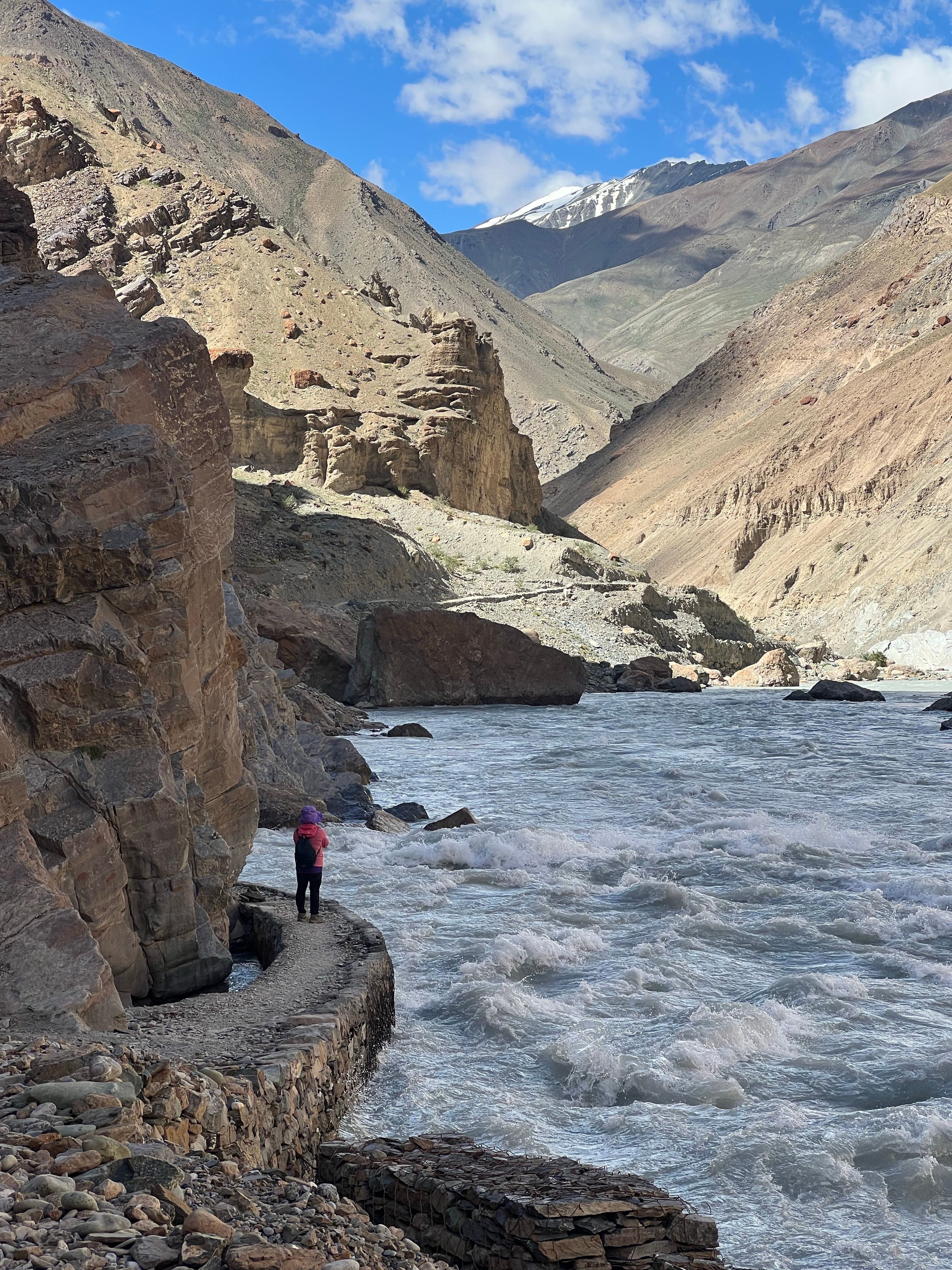 River Flowing in the Valley between Cliffs · Free Stock Photo