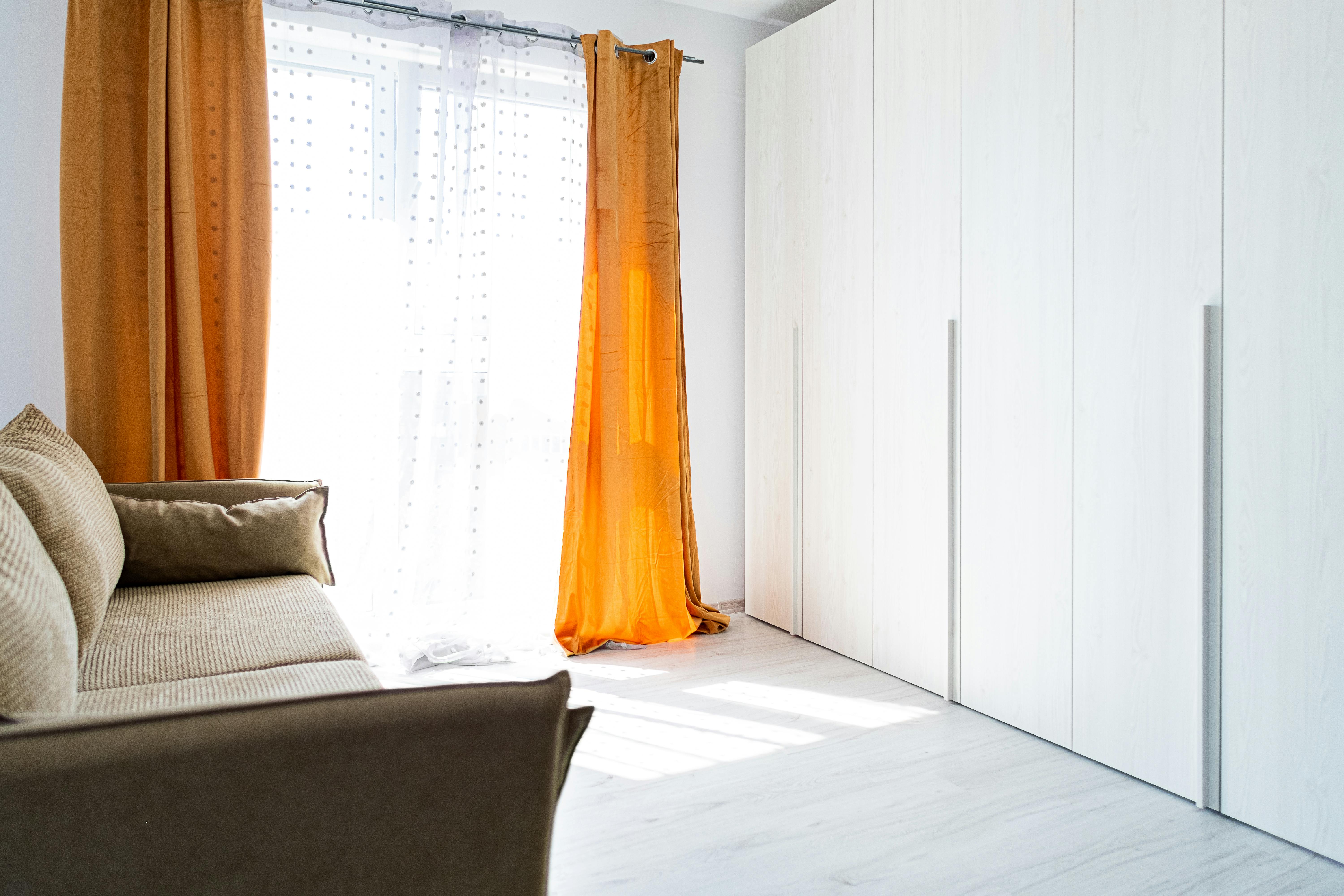 Wardrobe Screen in Room · Free Stock Photo