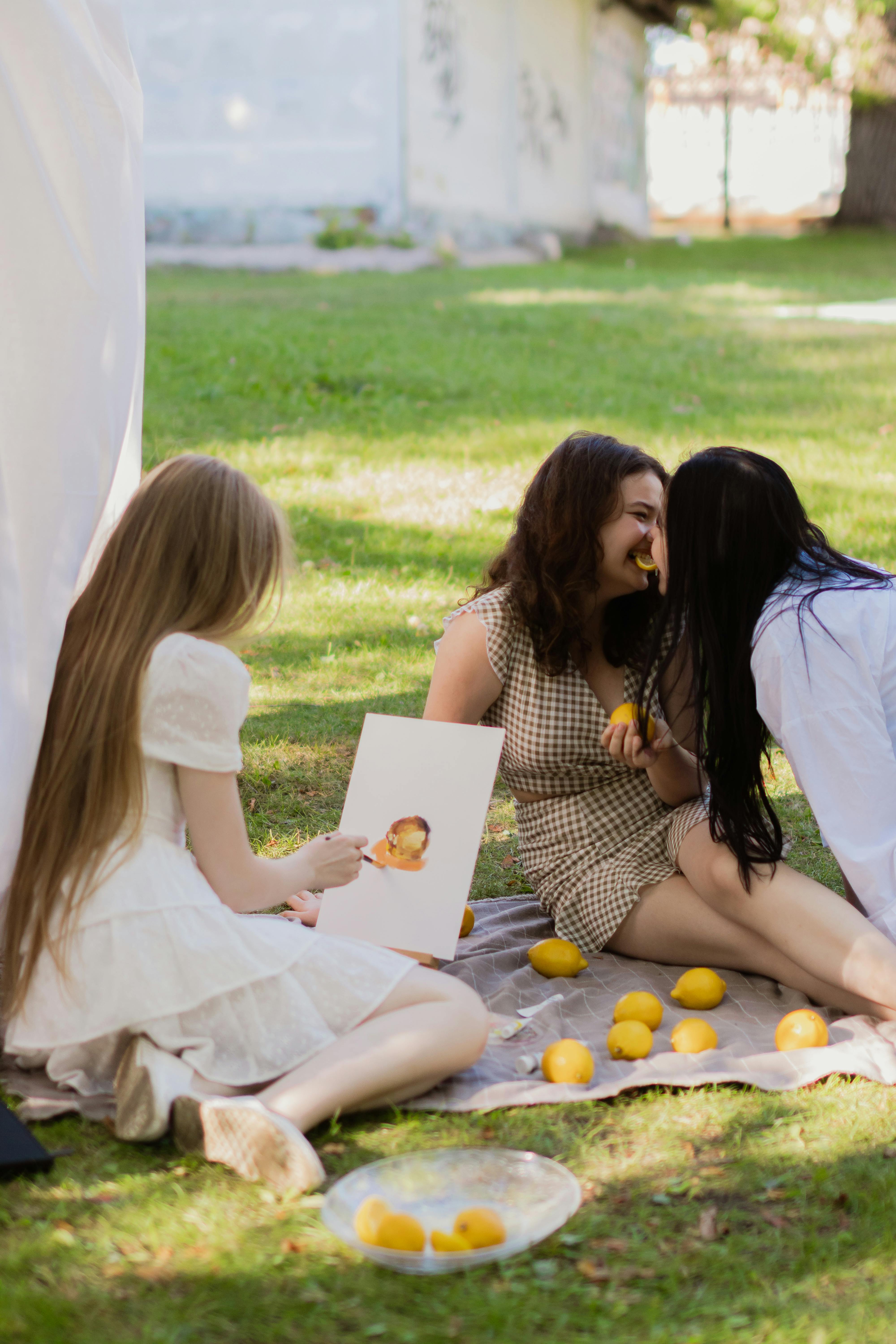 Military Friends Photos, Download The BEST Free Military Friends Stock ...