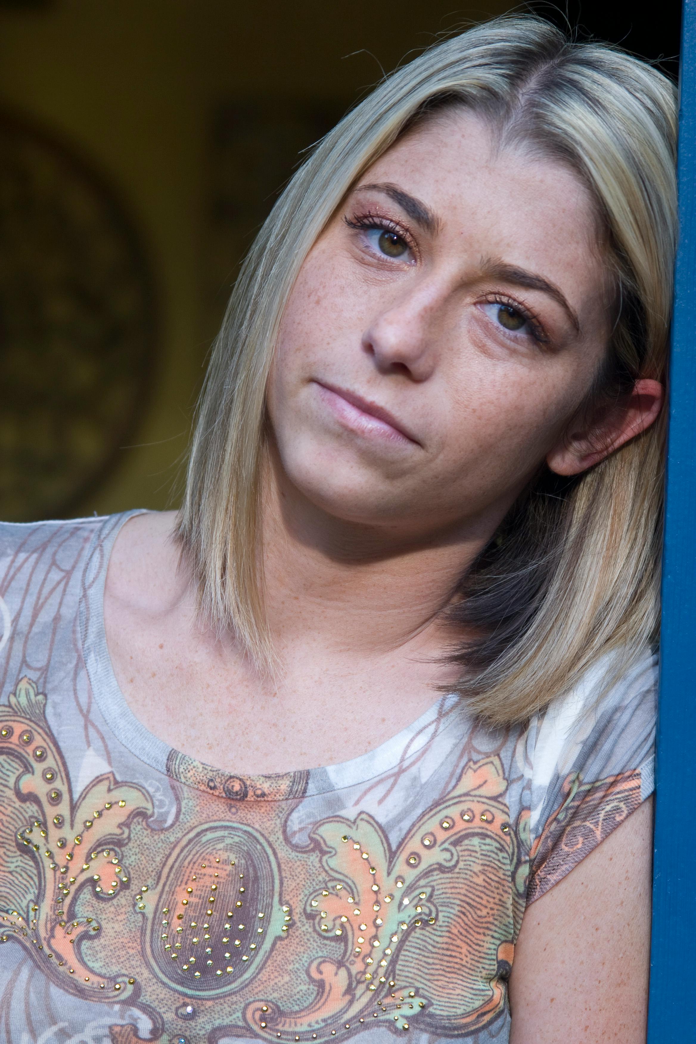 Head Frame Photos, Download The BEST Free Head Frame Stock Photos & HD ...