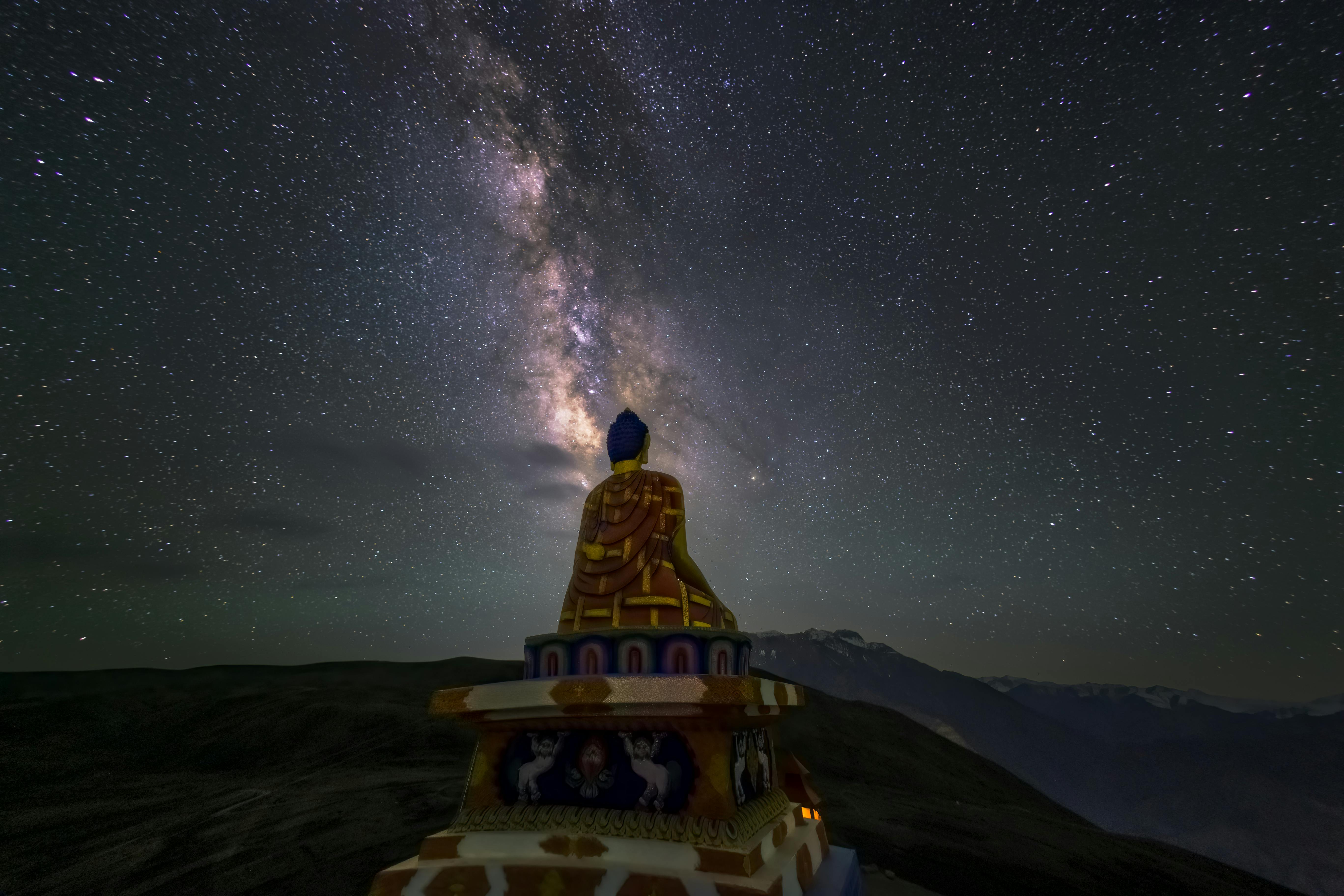Milkyway Photography over the buddha statue in l Langza , Himachal ...