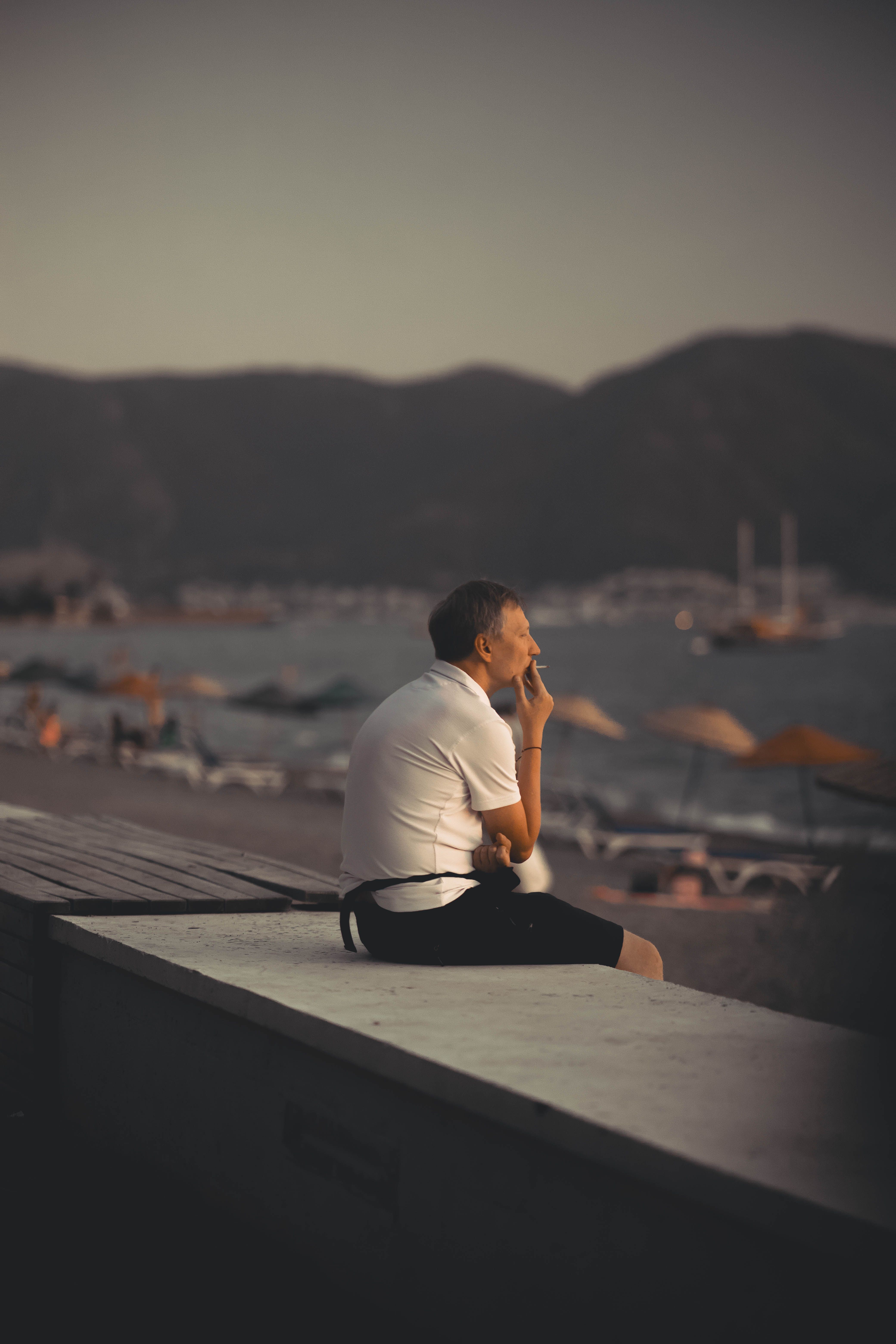 Man On Beach Photos, Download The BEST Free Man On Beach Stock Photos ...