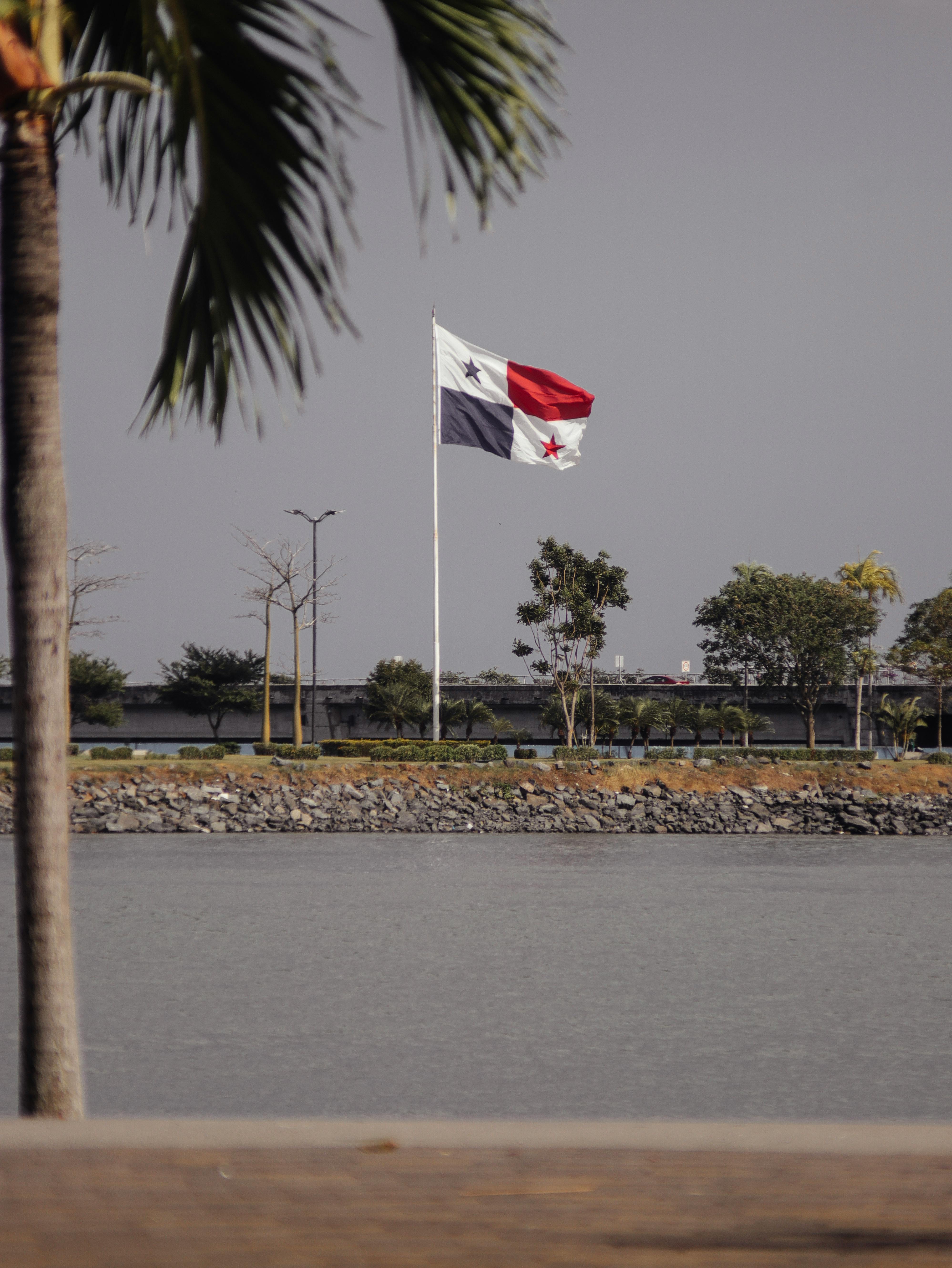 Flag of Panama behind River · Free Stock Photo