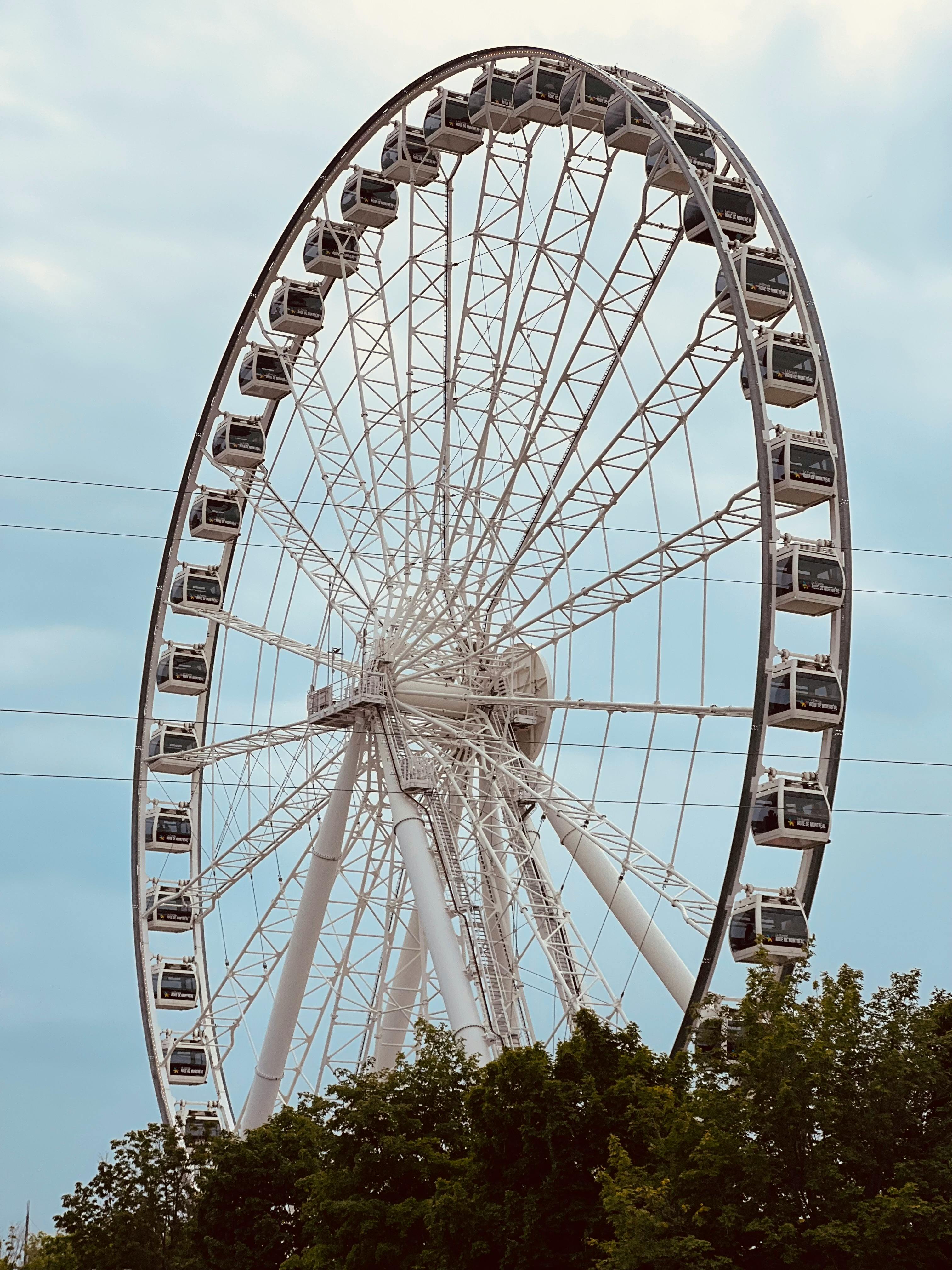 White and Multicolored Ferries Wheel · Free Stock Photo