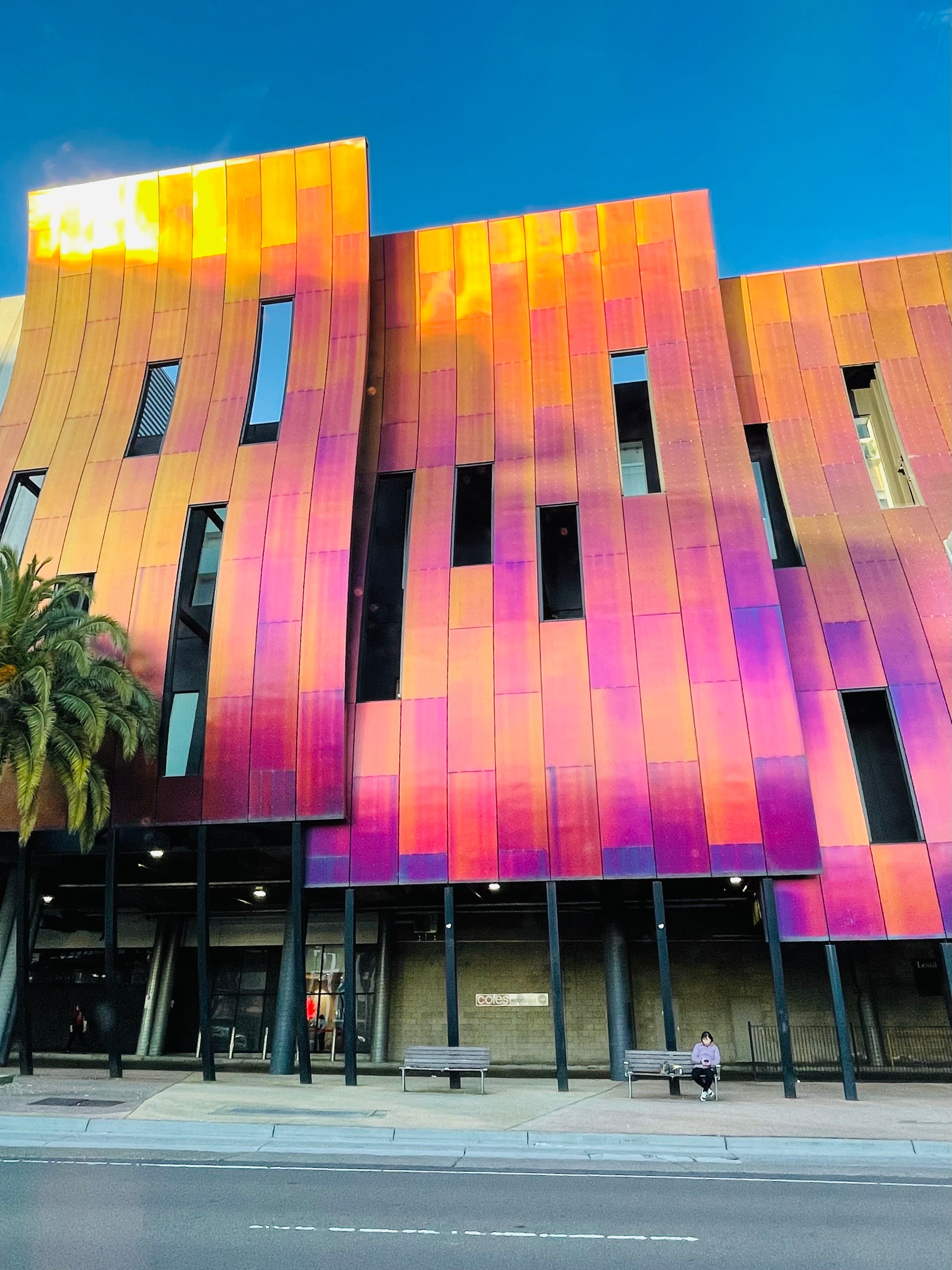 Reflection On Building Photos, Download The BEST Free Reflection On ...