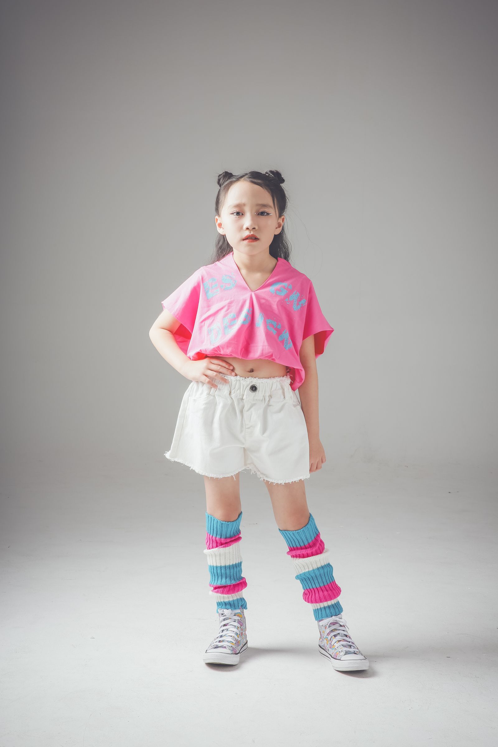 Child Top Models Photos, Download The BEST Free Child Top Models Stock ...