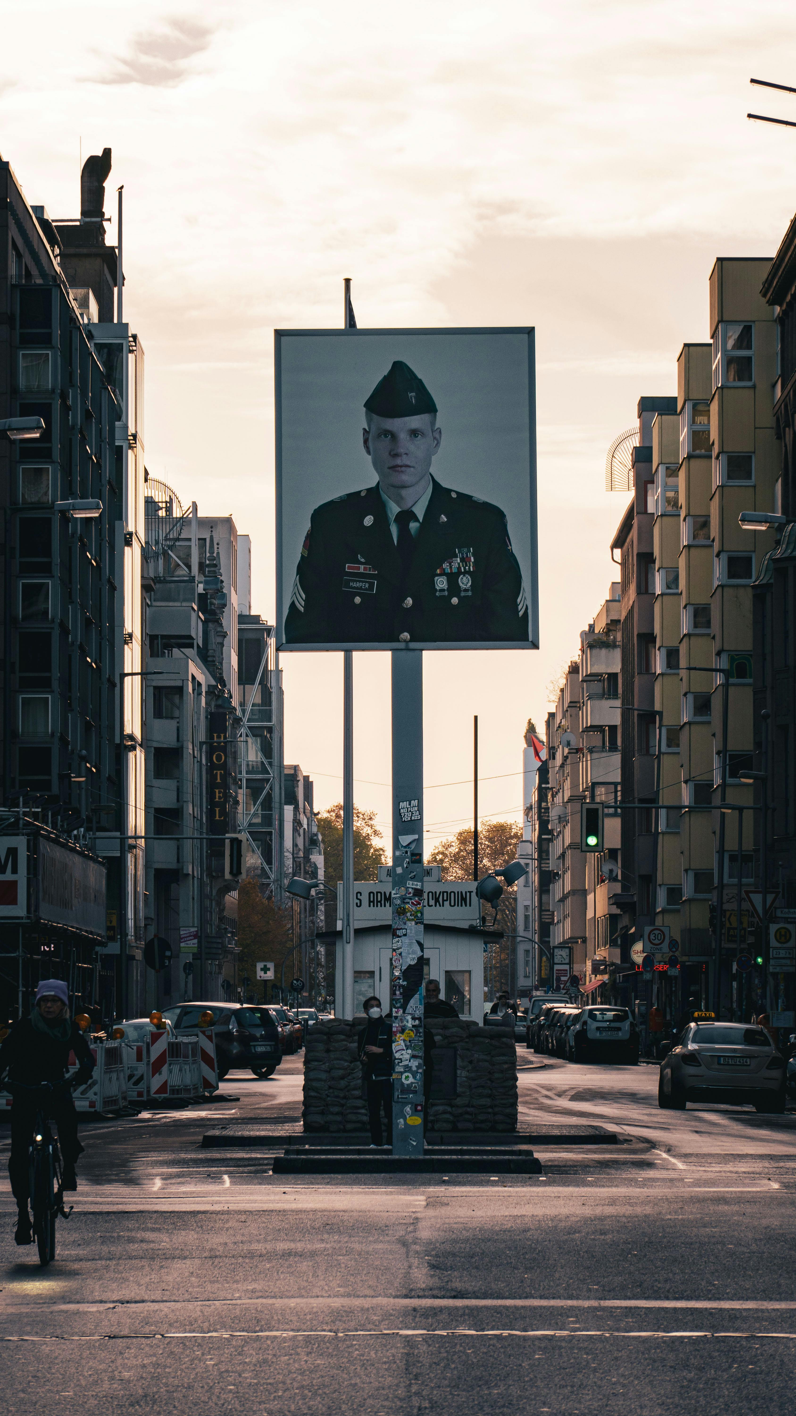 Checkpoints Photos, Download The BEST Free Checkpoints Stock Photos ...