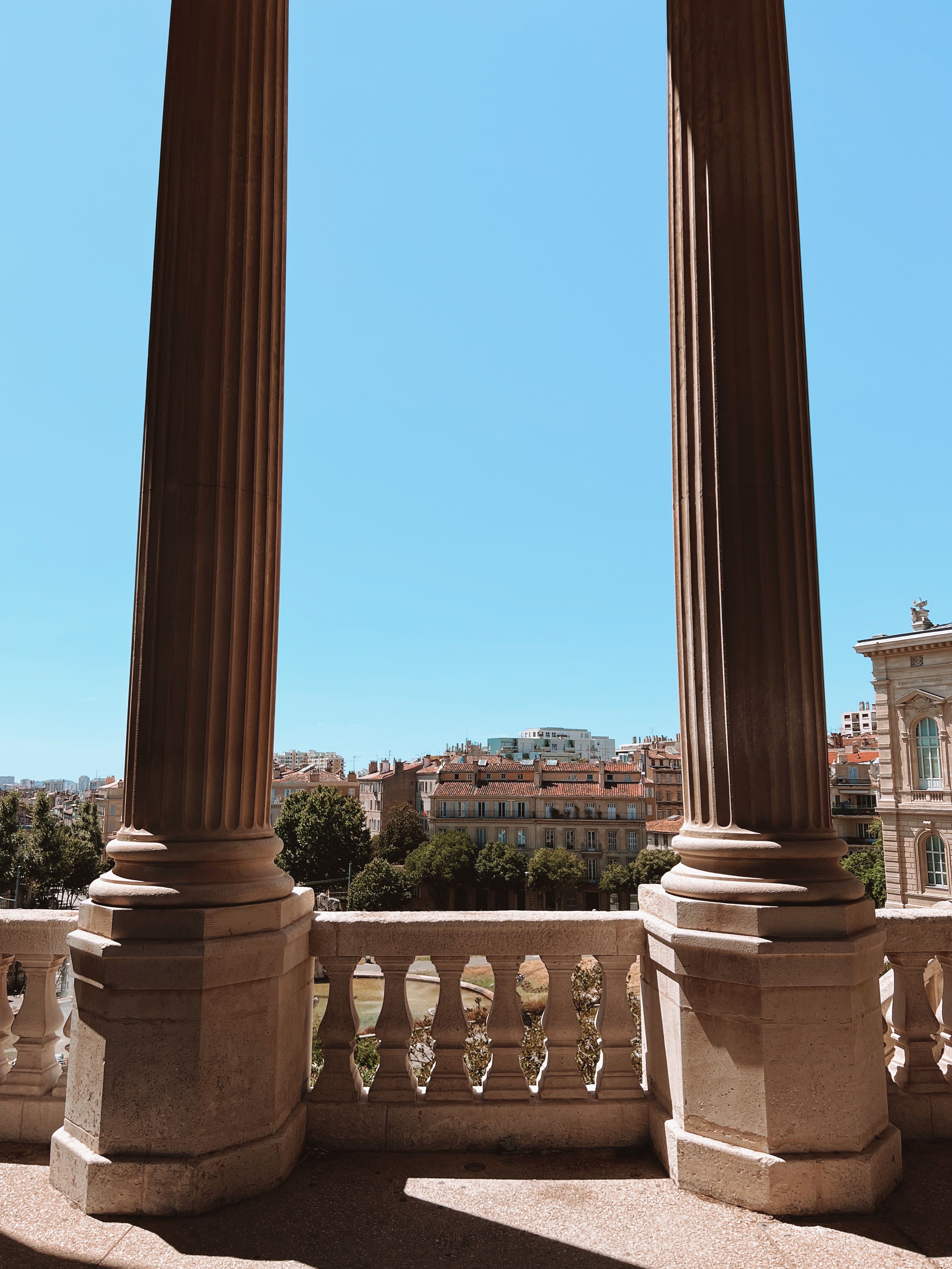 Columns and Balustrade of a Historical Building · Free Stock Photo