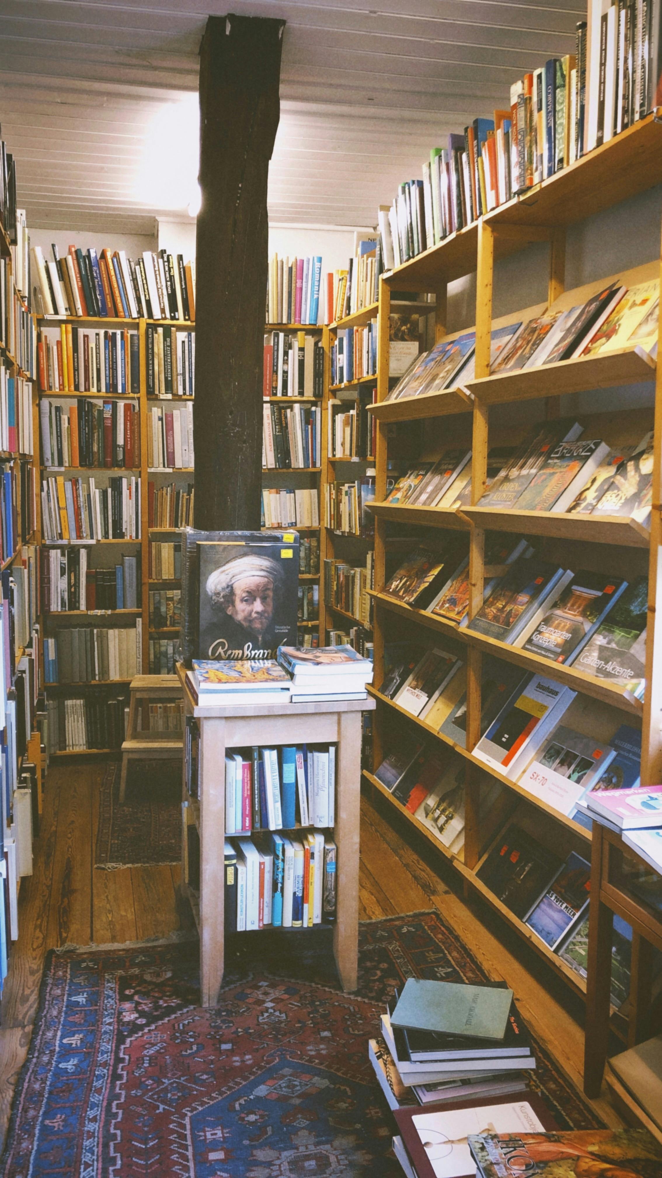 Neat Books Photos, Download The BEST Free Neat Books Stock Photos & HD ...