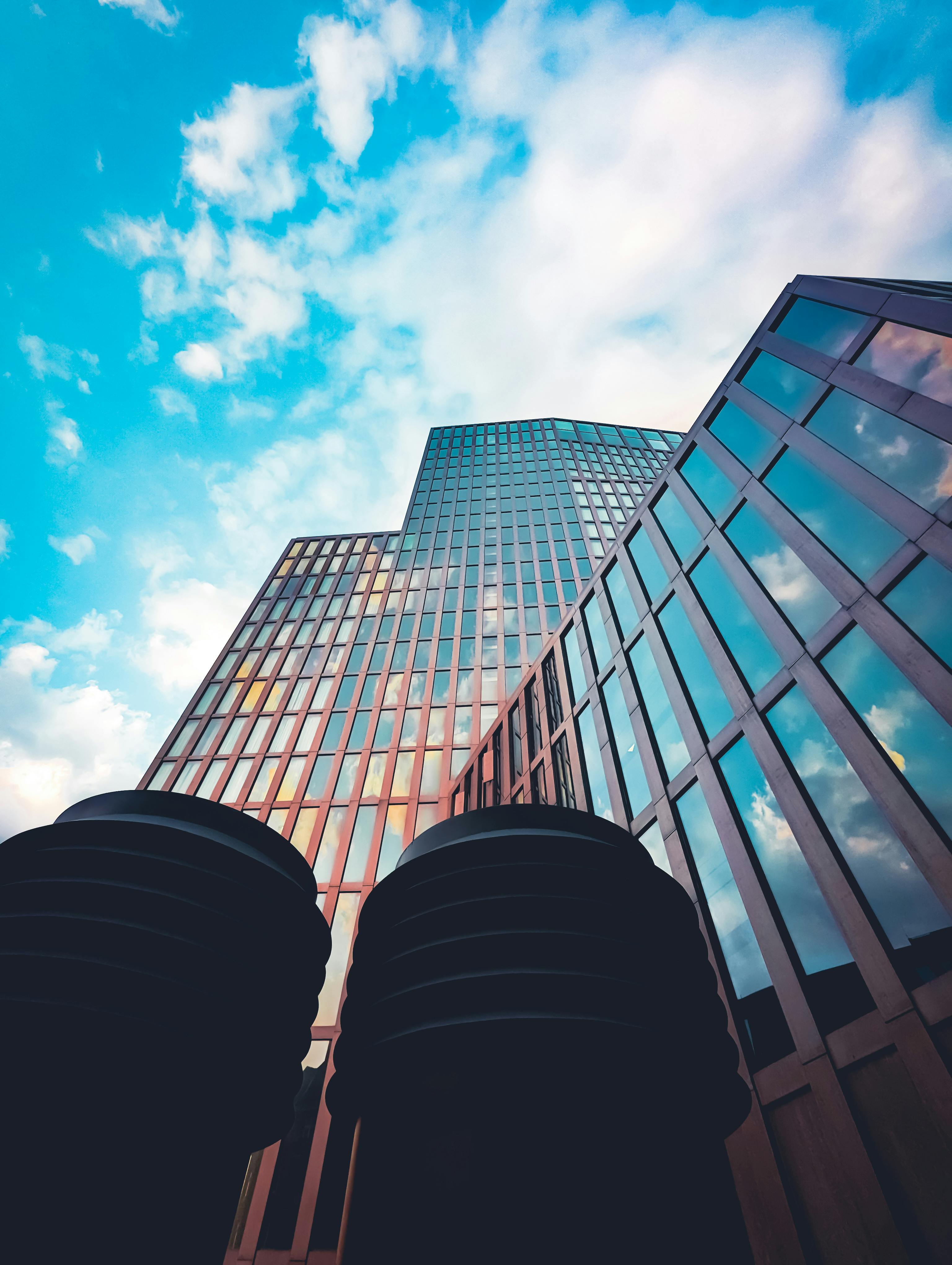 High-Rise Building of Empire Riverside Hotel, Hamburg, Germany · Free ...