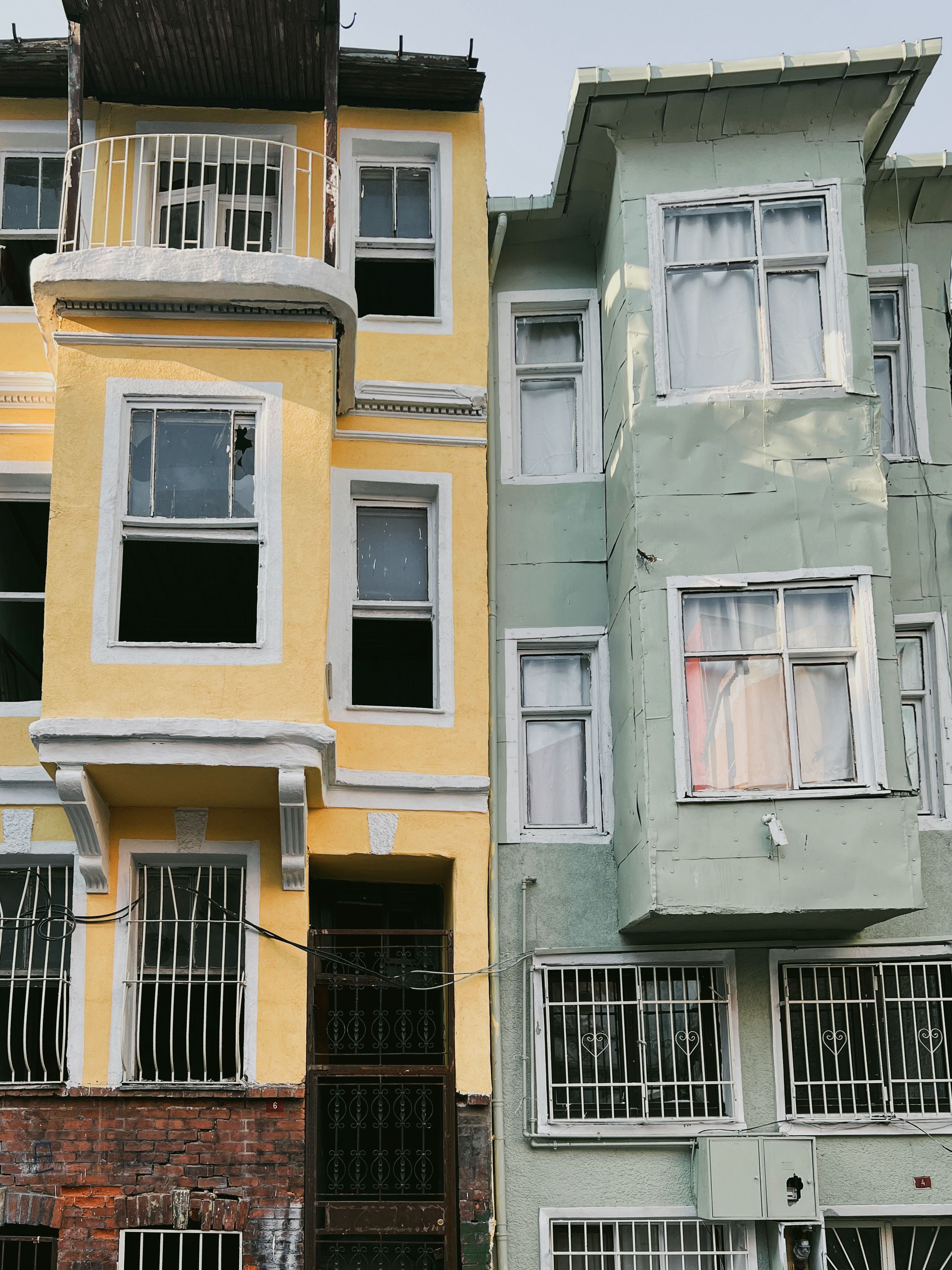 Facades with Bay Windows · Free Stock Photo
