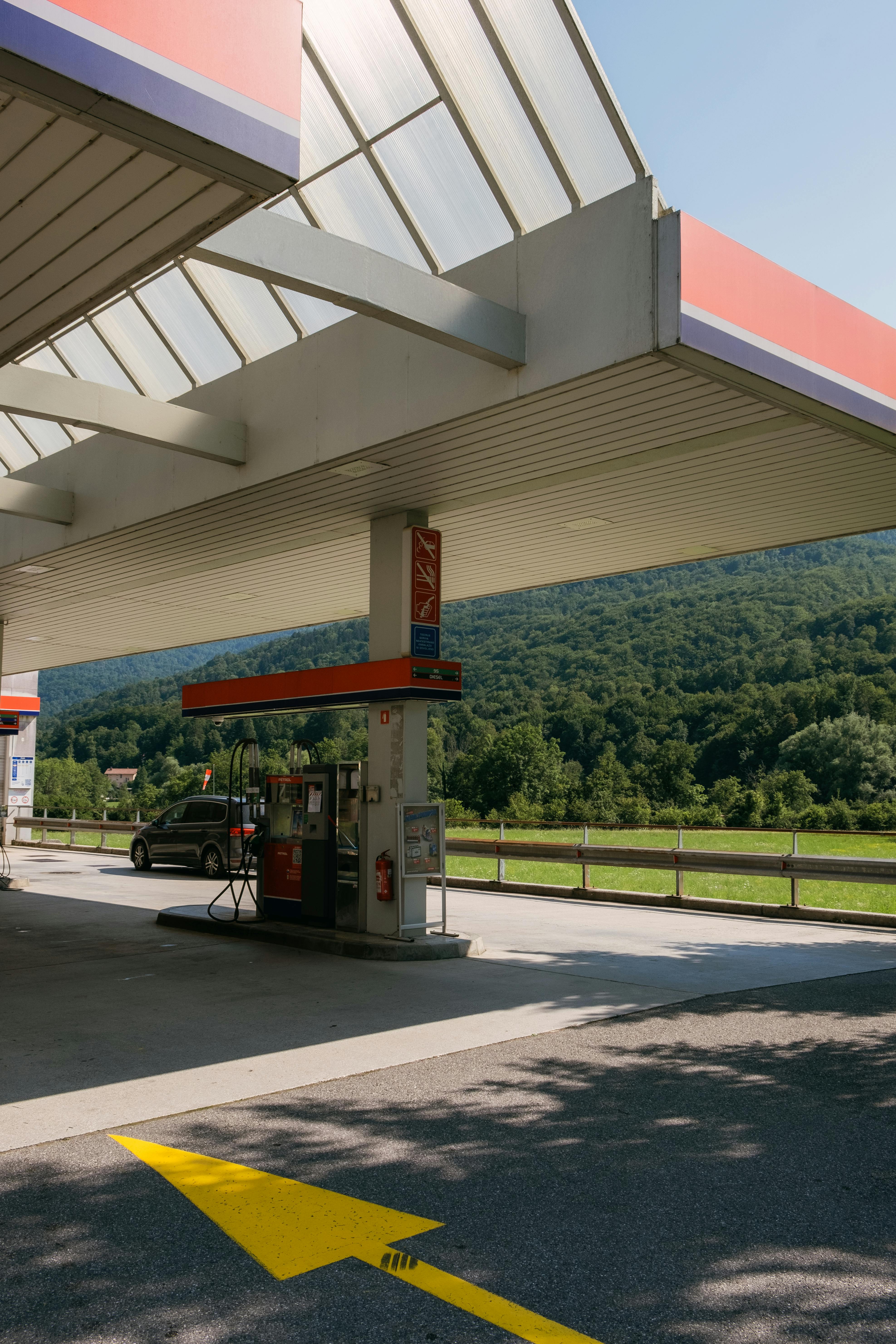 Gas Station in Countryside · Free Stock Photo