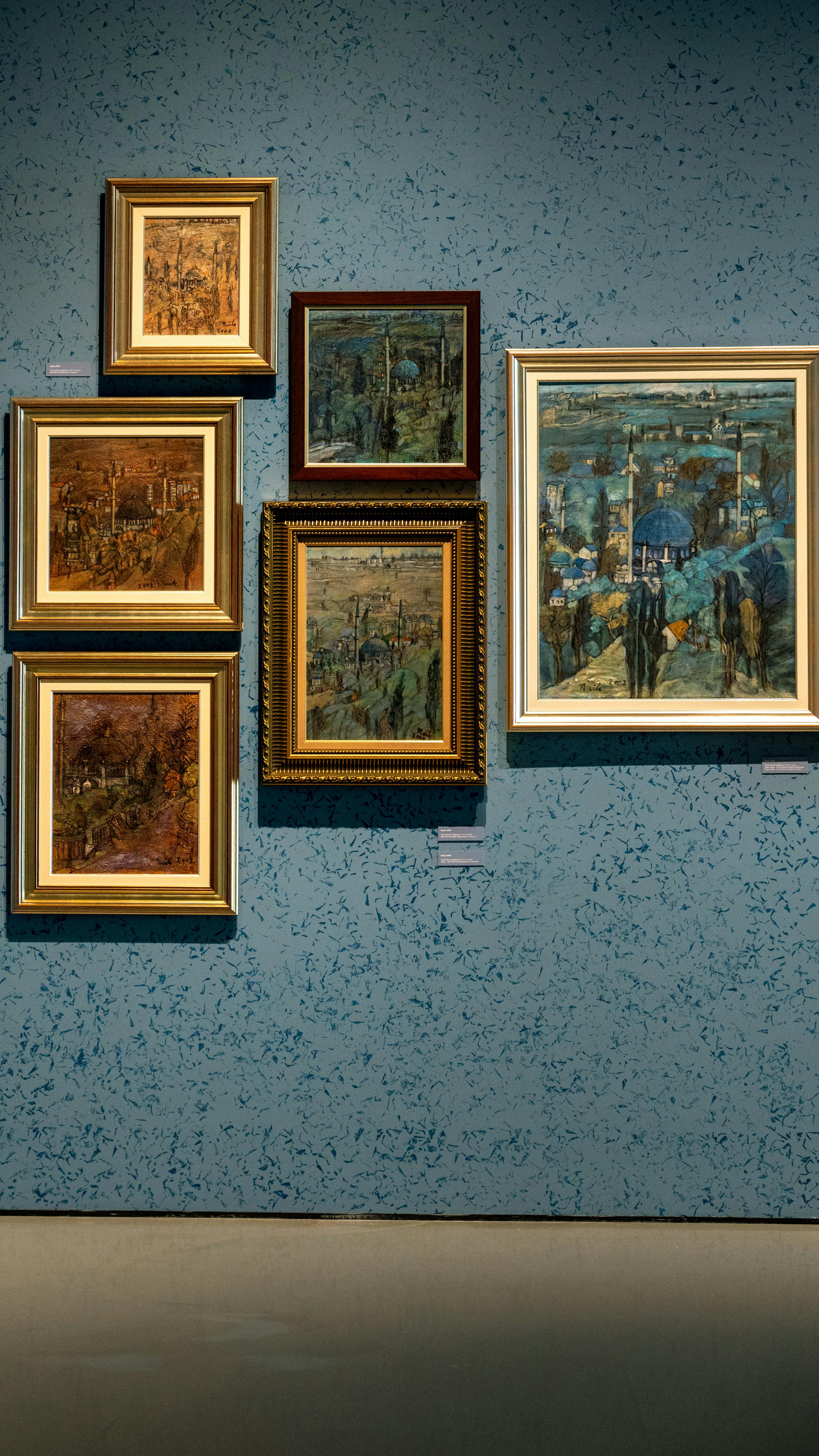 Lukisan Di Dinding Museum Seni · Foto Stok Gratis