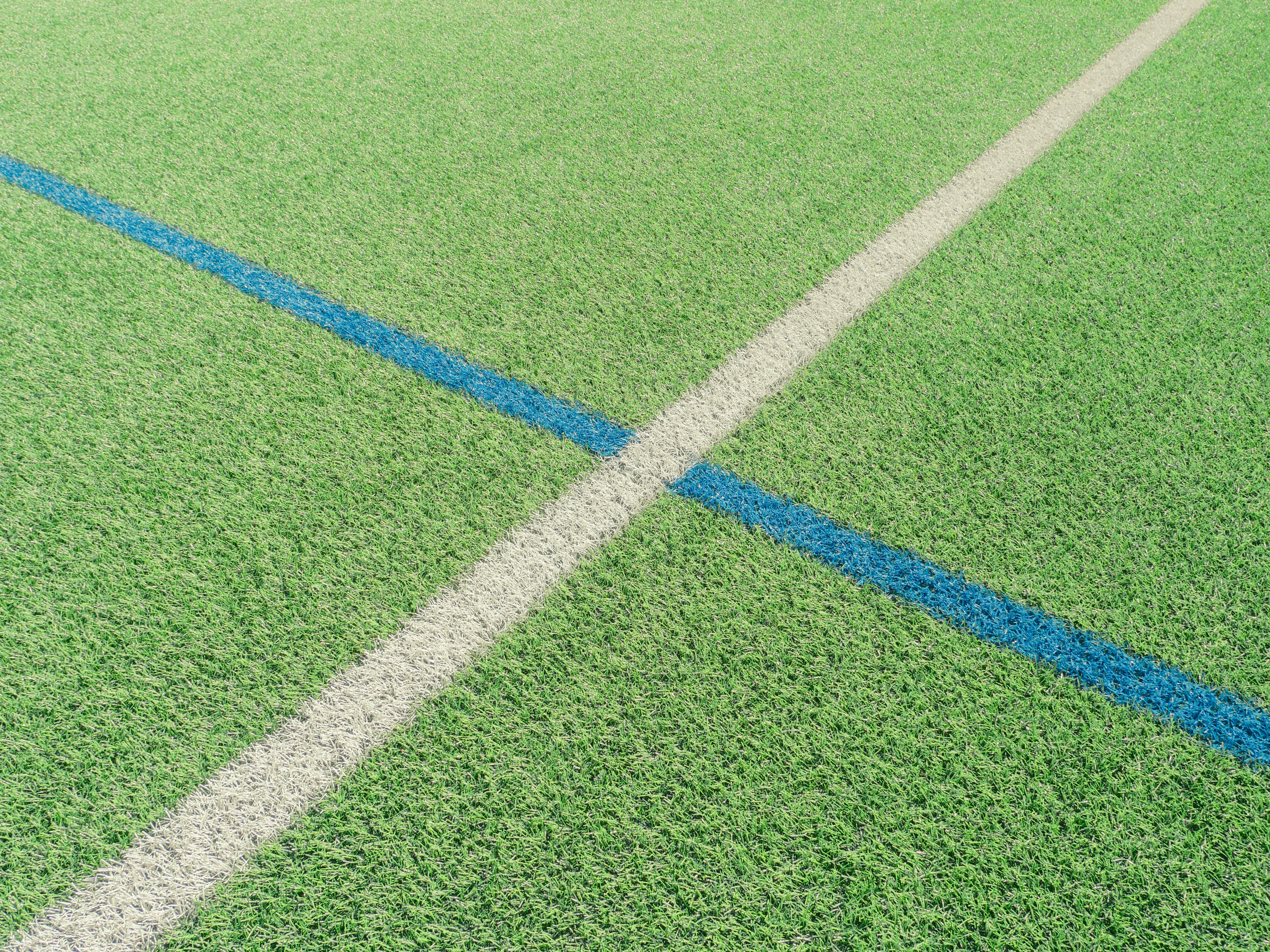 Lines on Tennis Court · Free Stock Photo