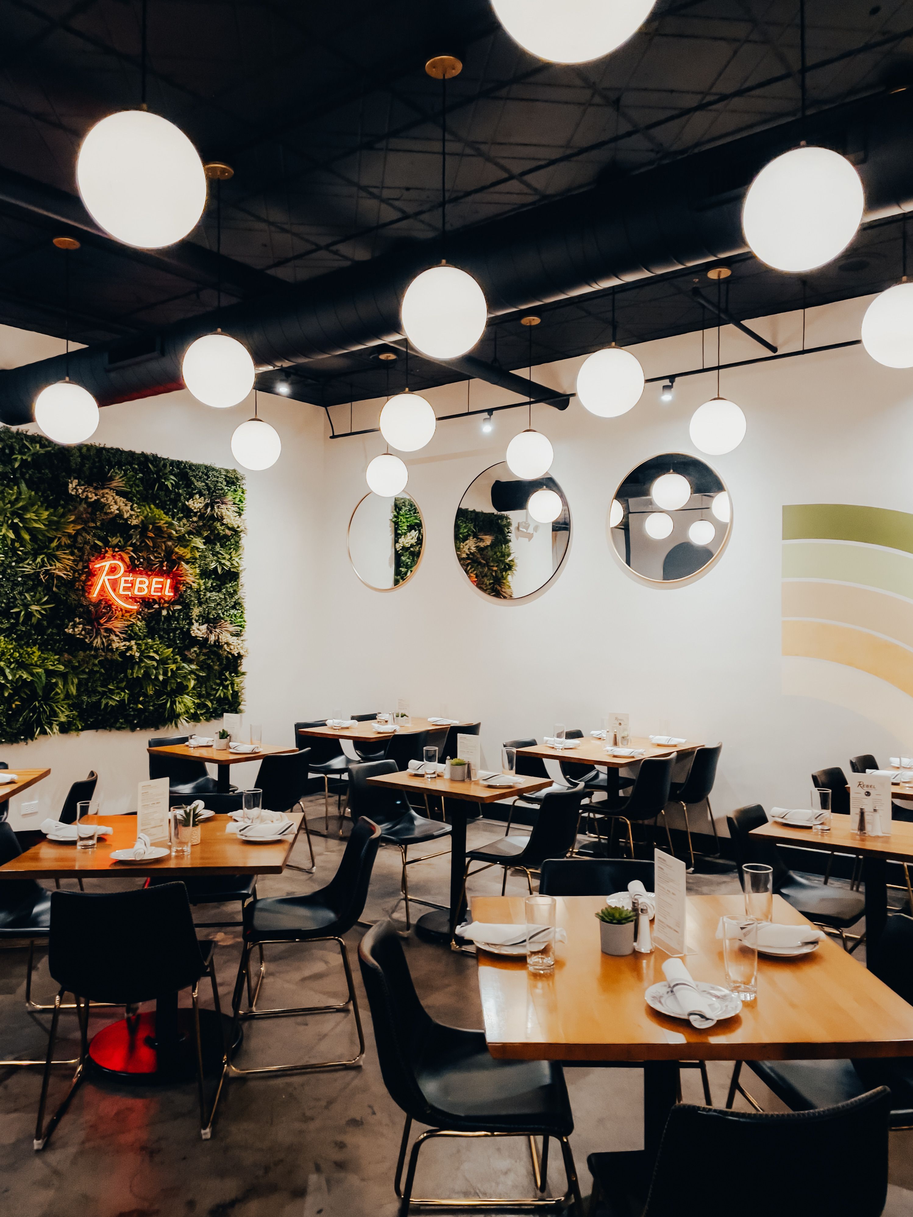 Interior of Restaurant · Free Stock Photo