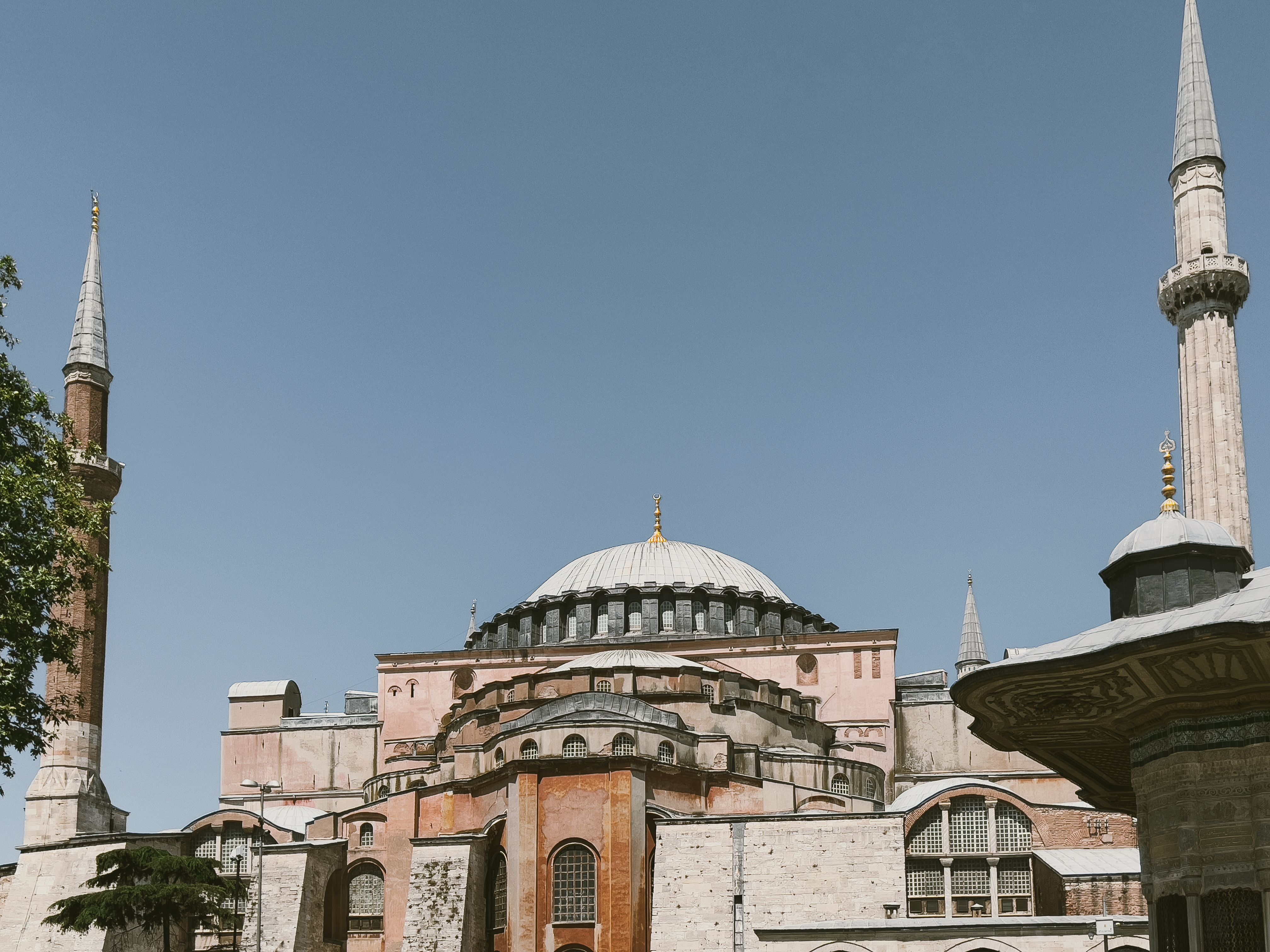 Building of Hagia Sophia · Free Stock Photo