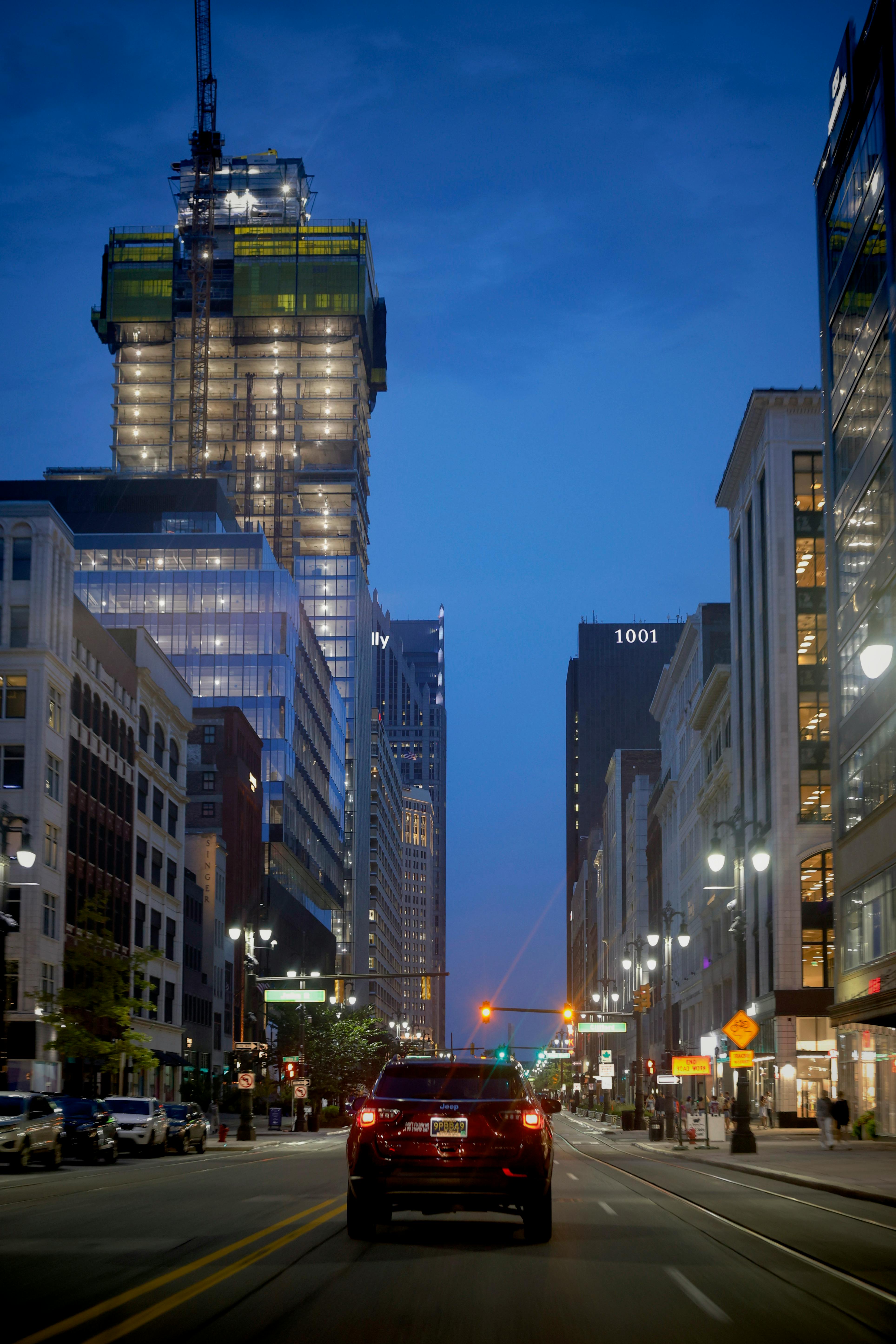 Street in Detroit at Night · Free Stock Photo