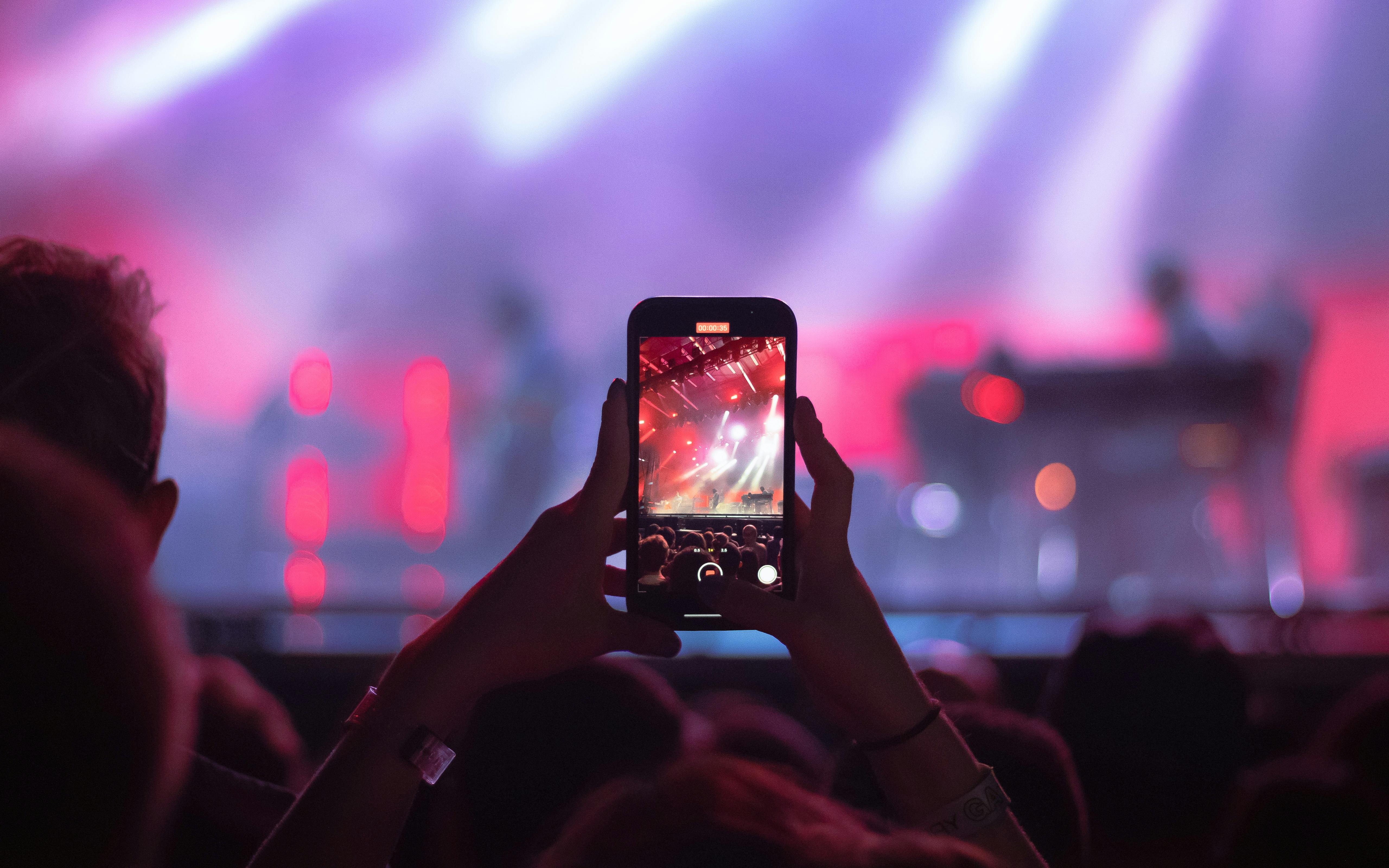 Gigs Image Photos, Download The BEST Free Gigs Image Stock Photos & HD ...