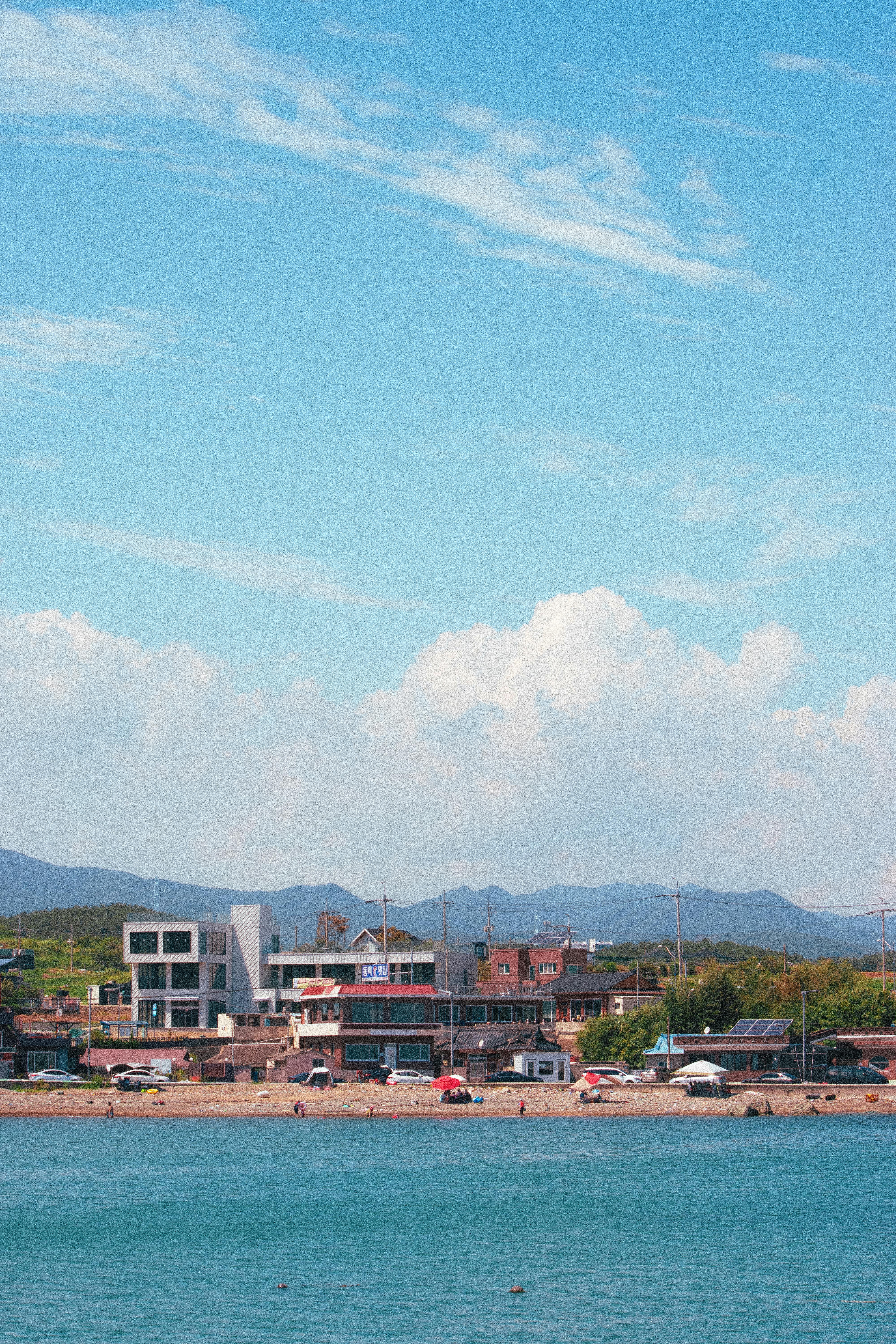 Beach in Busan, South Korea · Free Stock Photo