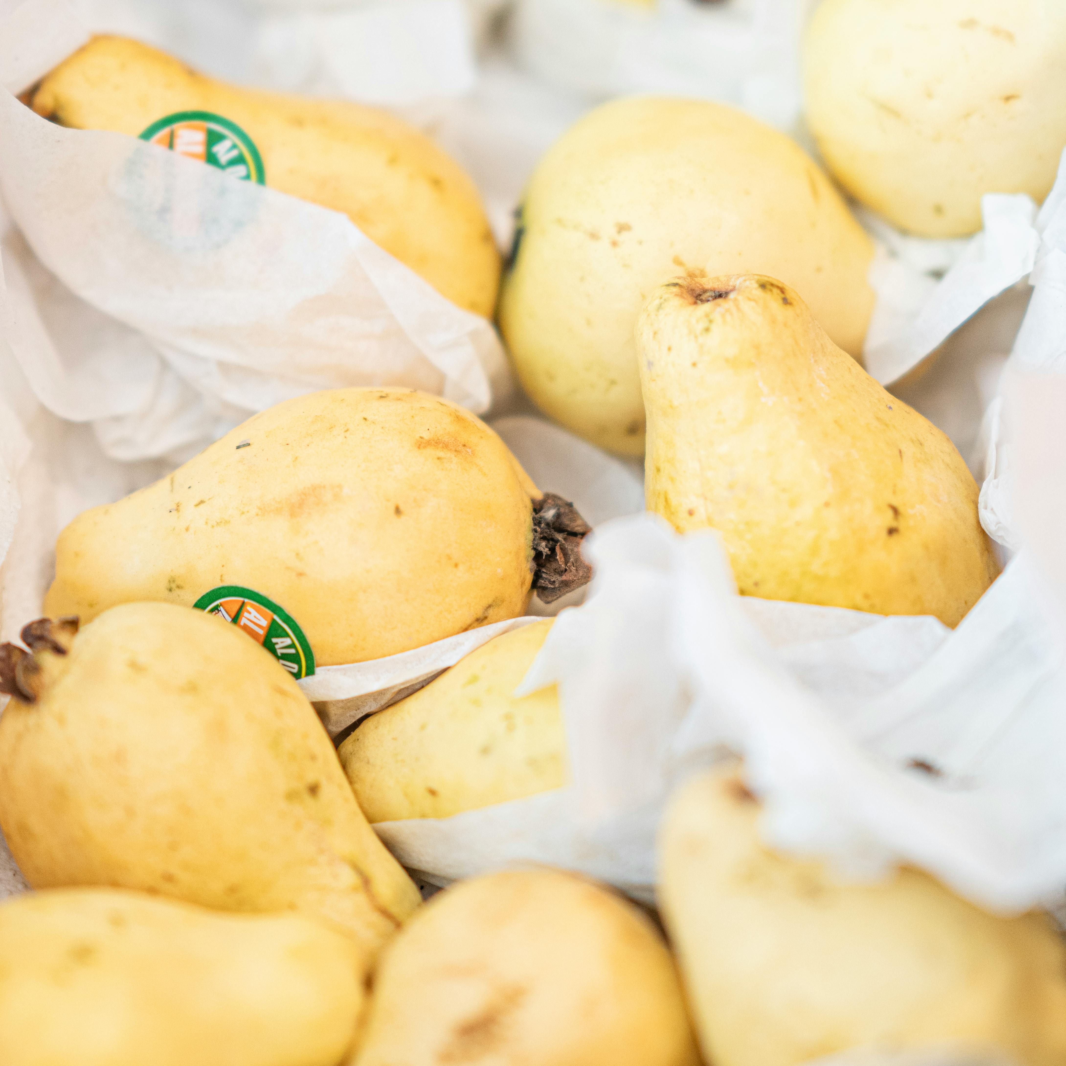 Close-up Photo of Bunch of Pears · Free Stock Photo