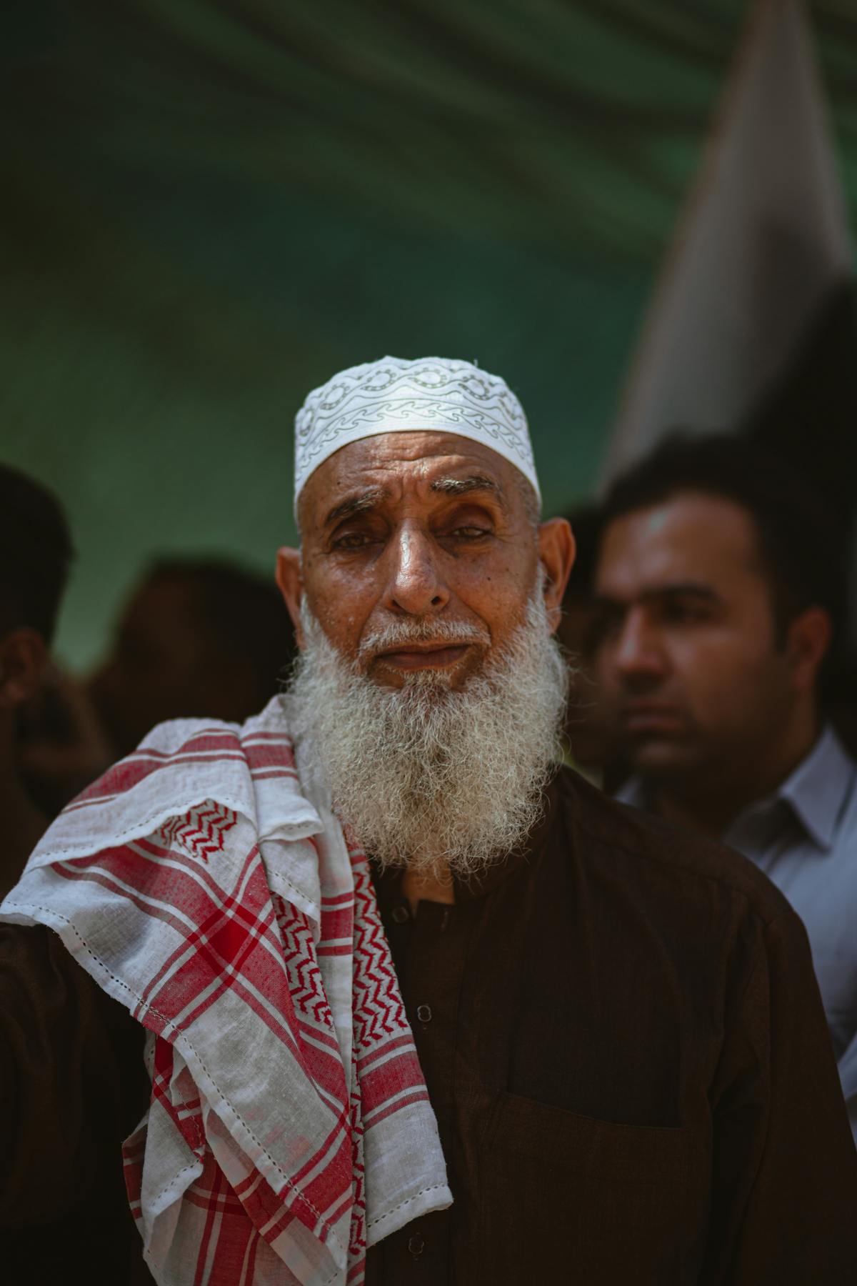 Old Man In Robe Photos, Download The BEST Free Old Man In Robe Stock ...