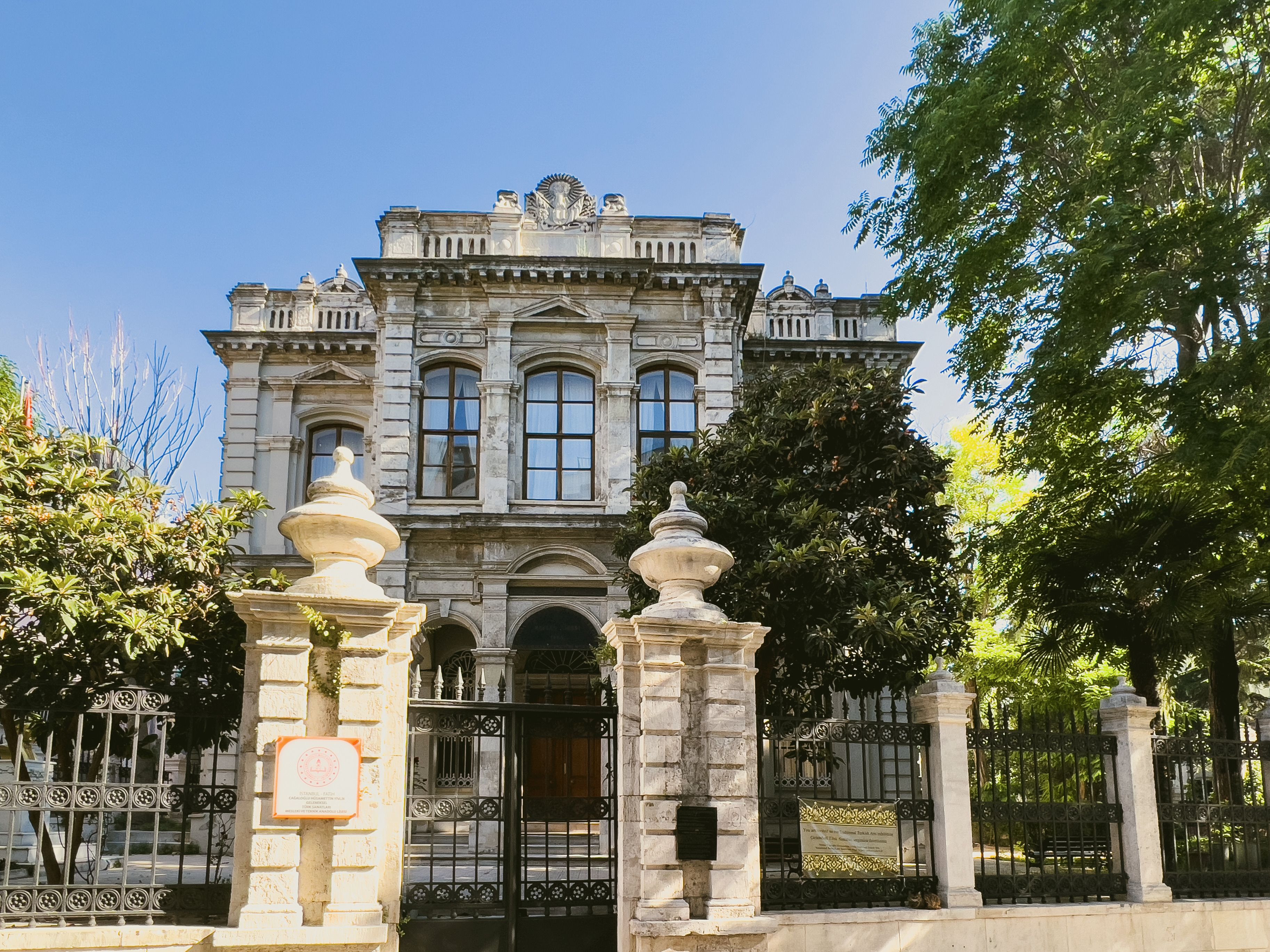 Lisan Mektebi in Istanbul · Free Stock Photo