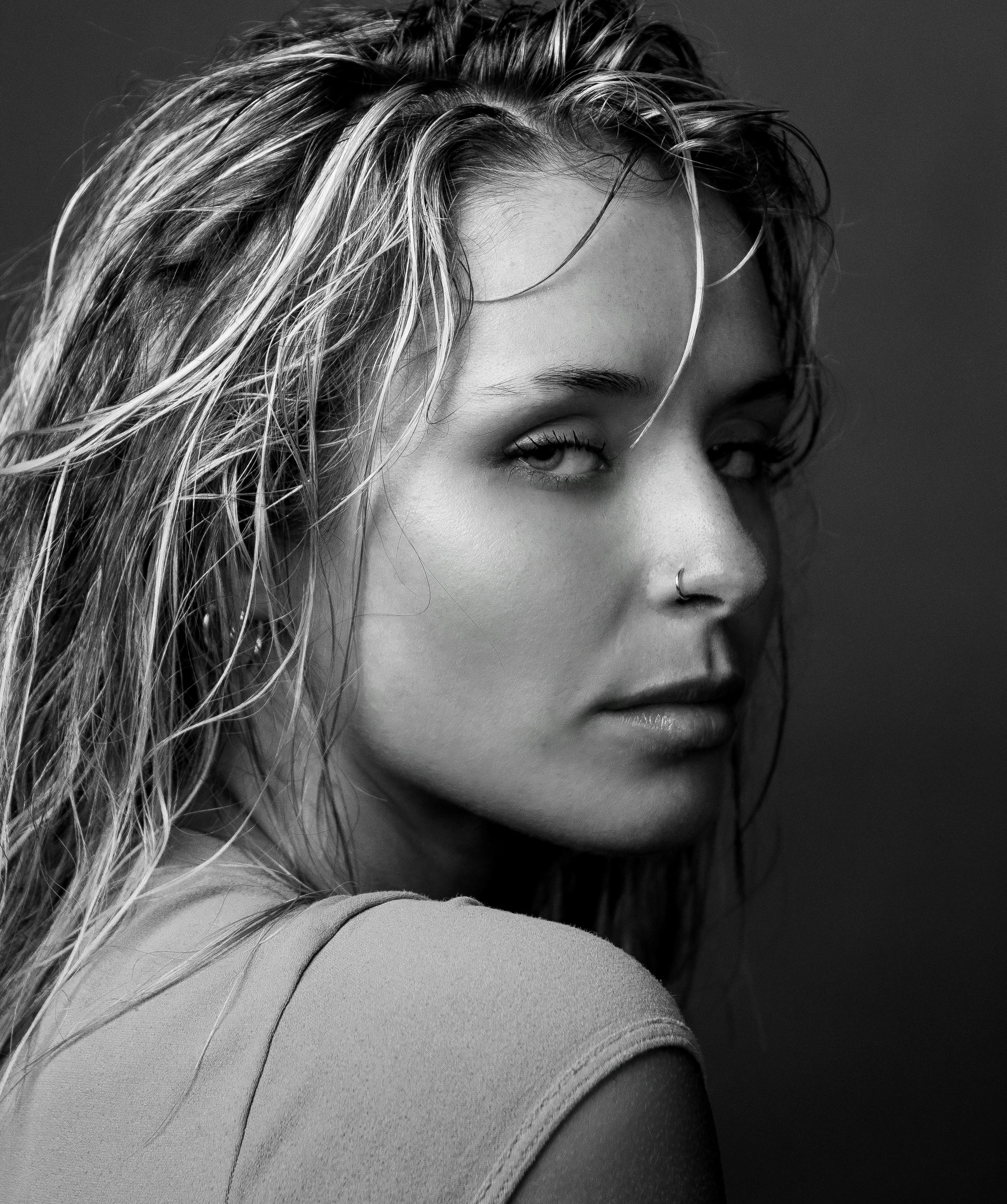 Regard Face Photos, Download The BEST Free Regard Face Stock Photos ...