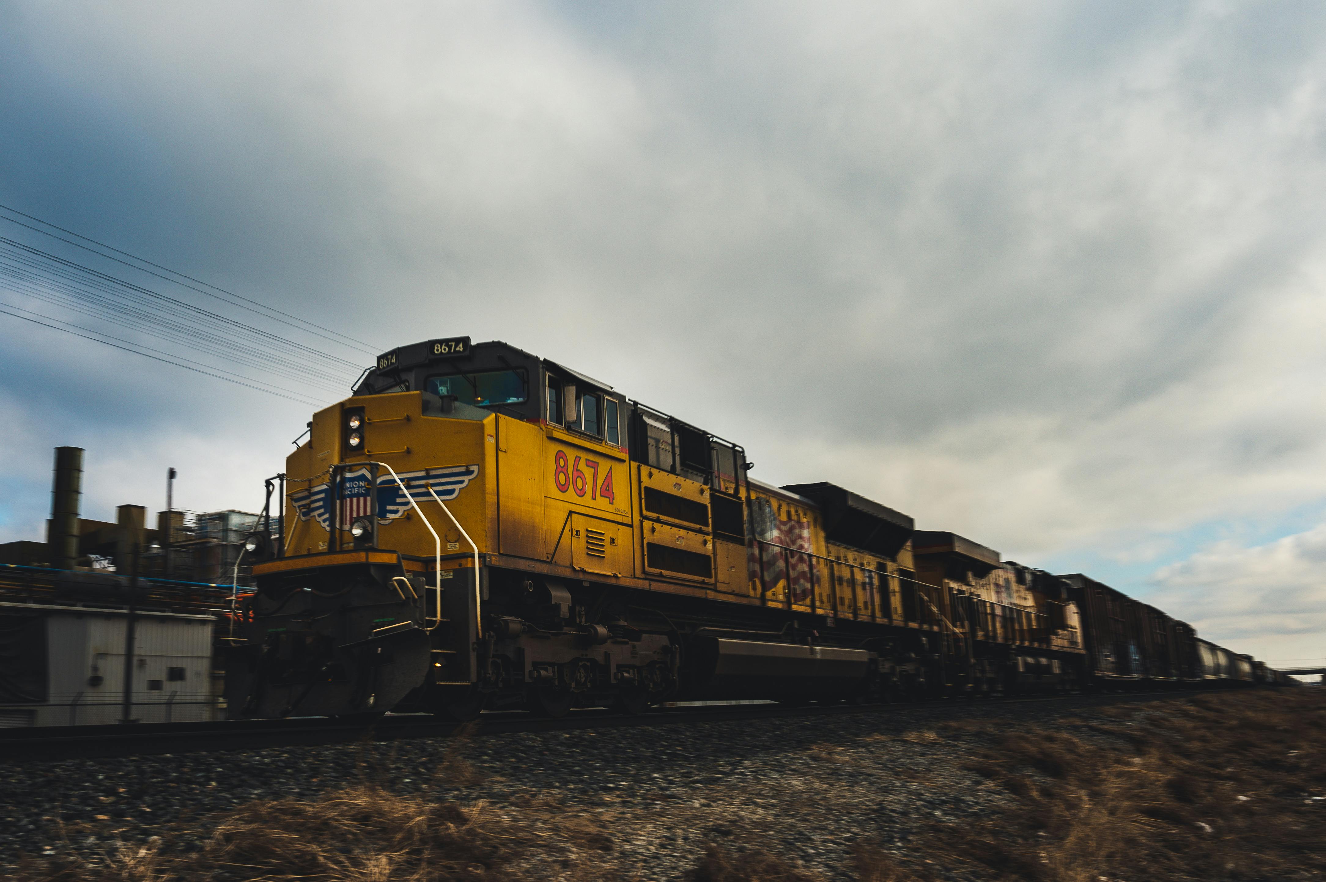 Yellow Train · Free Stock Photo