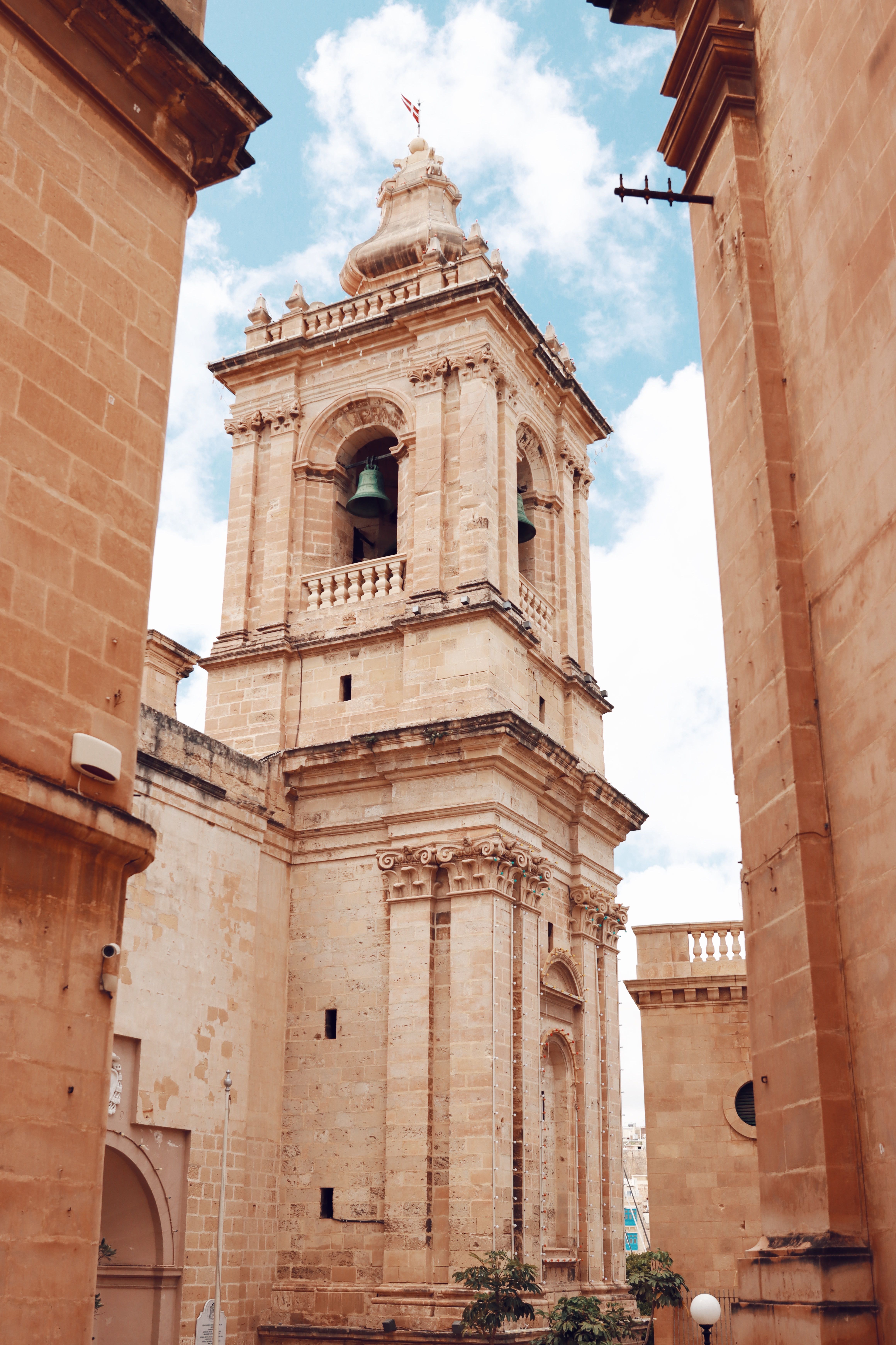 Tower of St Lawrences Church in Birgu in Malta · Free Stock Photo