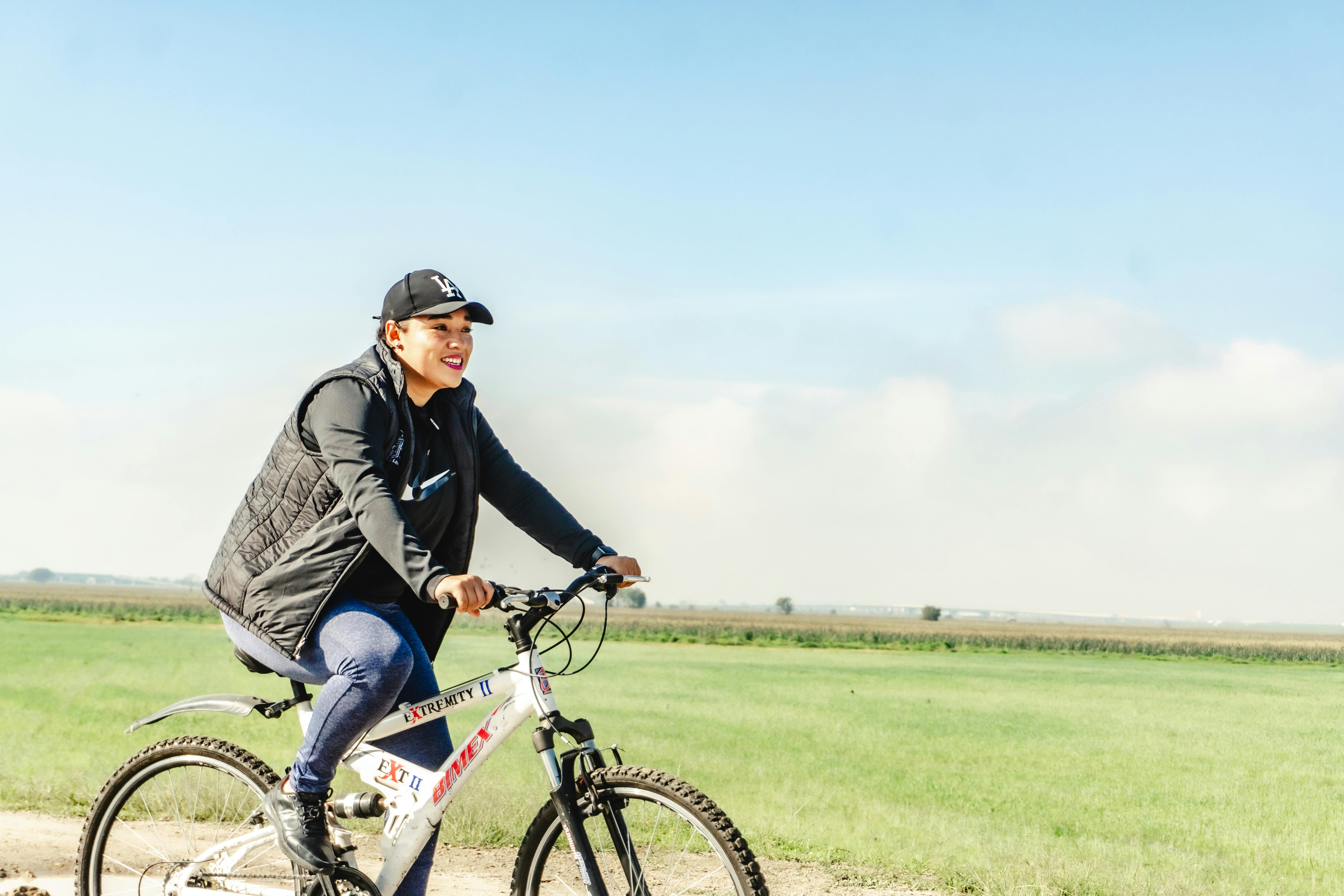 Cycleing Photos, Download The BEST Free Cycleing Stock Photos & HD Images