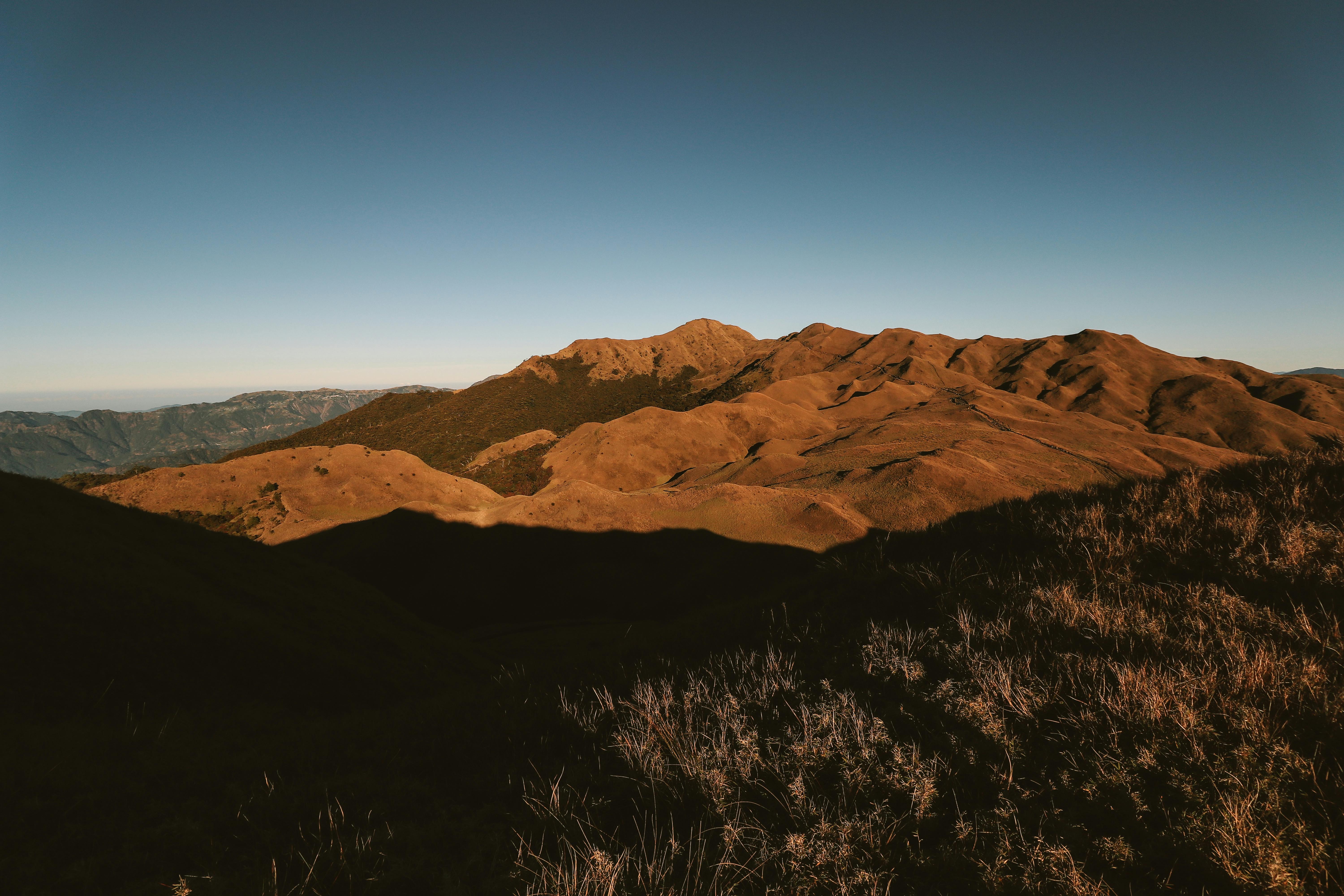 Brown Mountain · Free Stock Photo